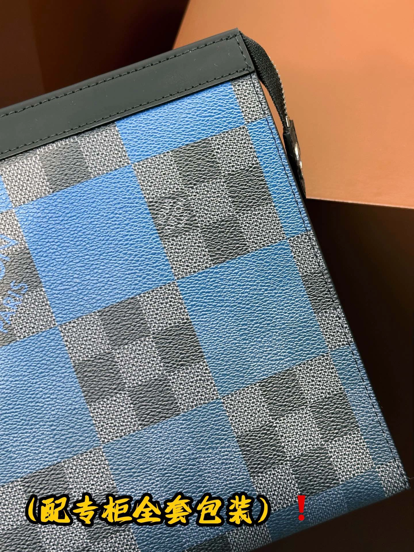 Economical Louis Vuitton Clutch Bags