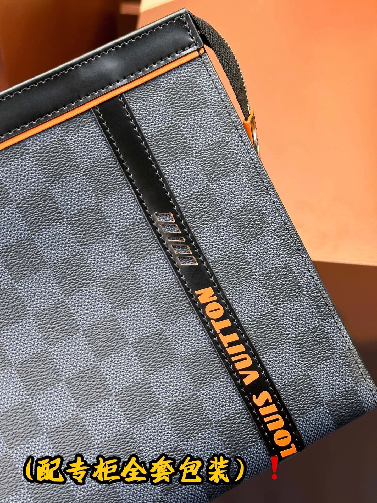 Bargain Louis Vuitton Clutch Bags