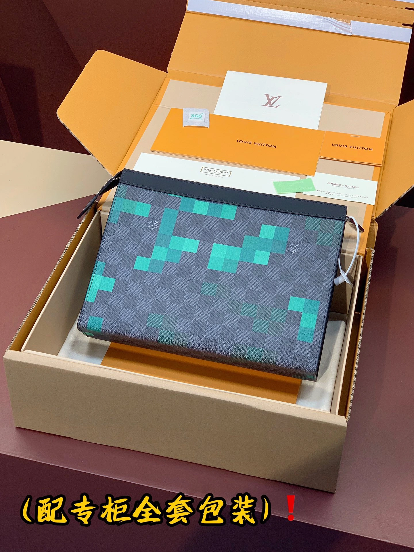 Low-cost Louis Vuitton Clutch Bags