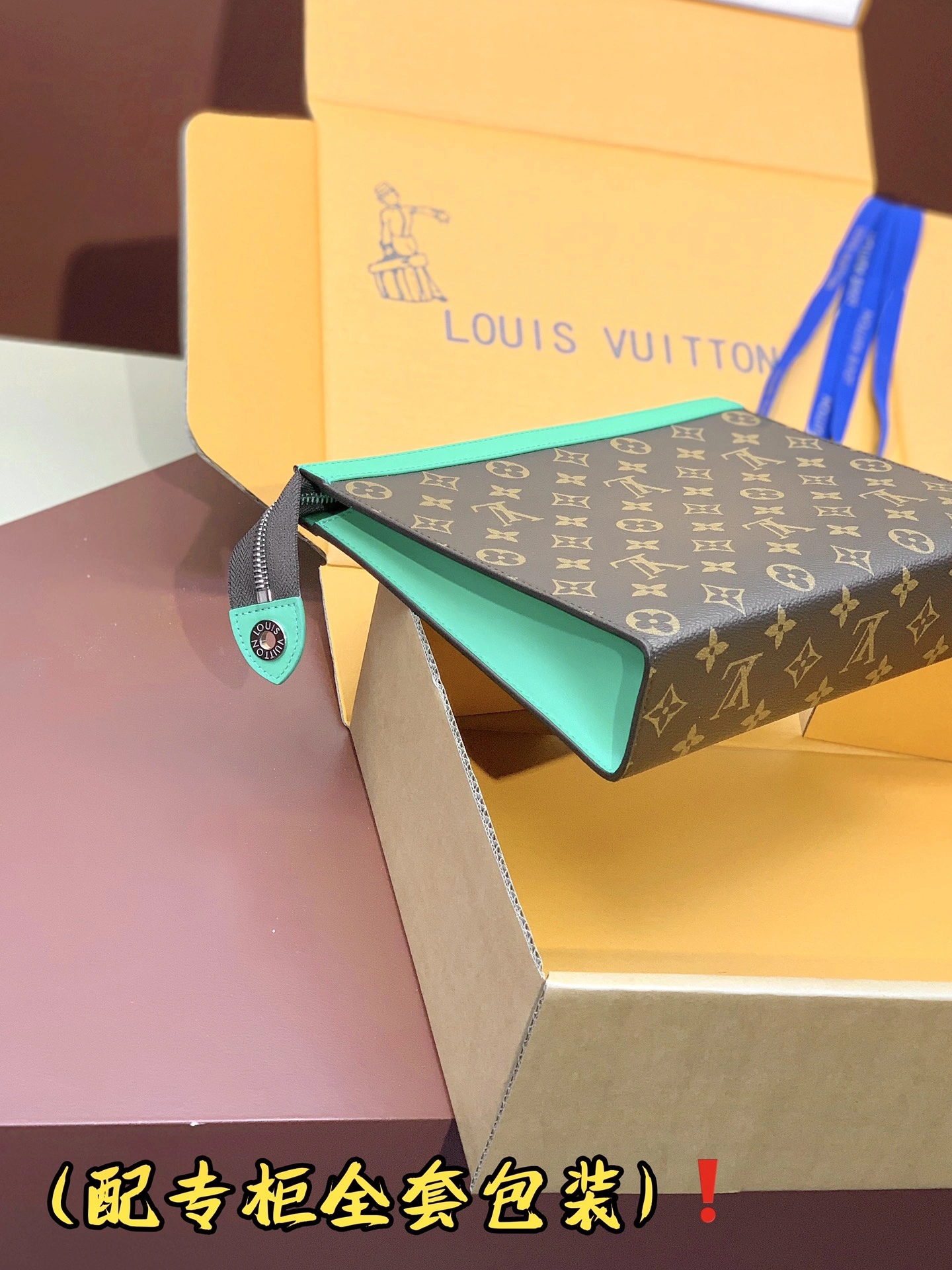 Economical Louis Vuitton Clutch Bags