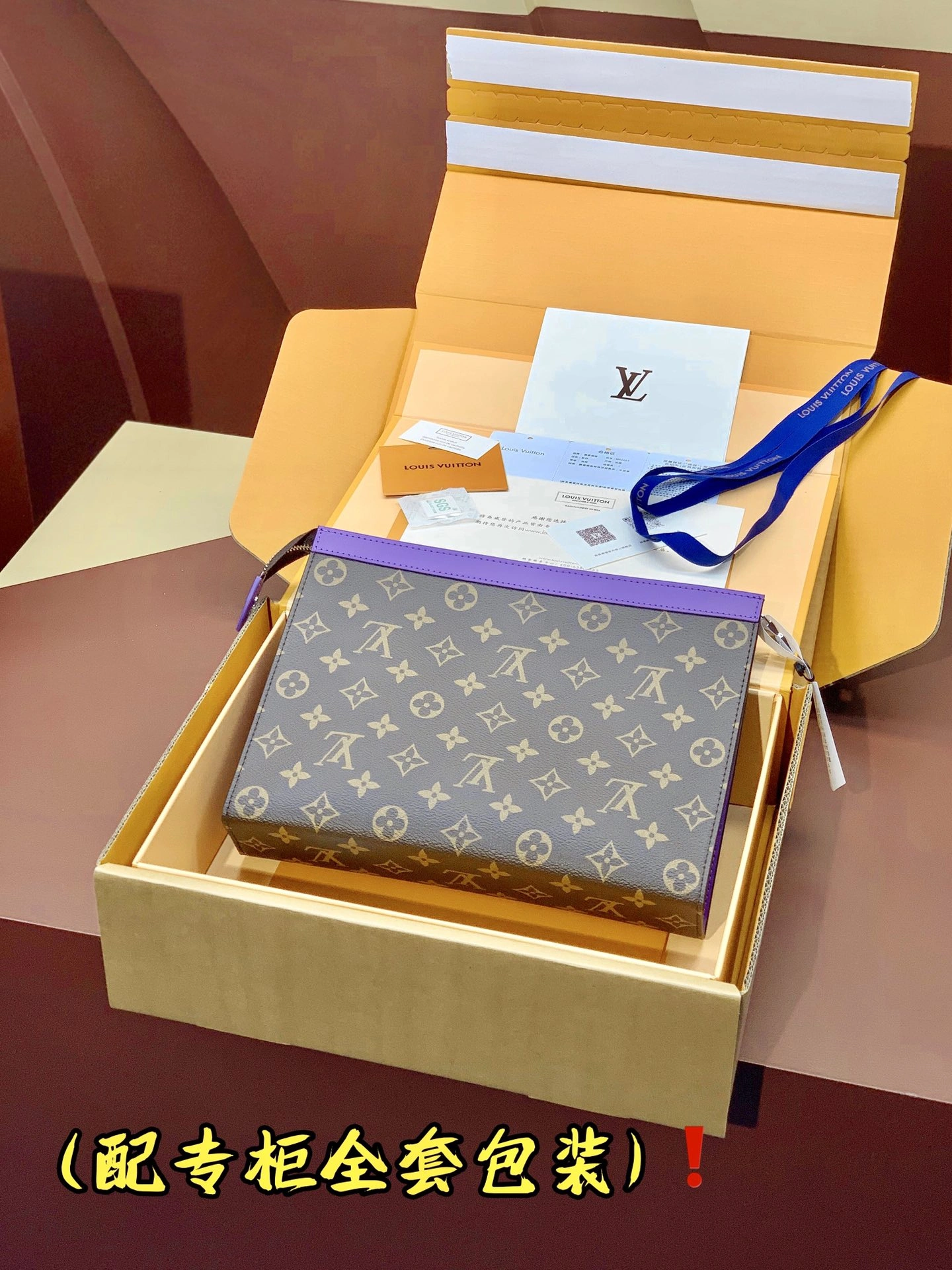 Top match Louis Vuitton Clutch Bags