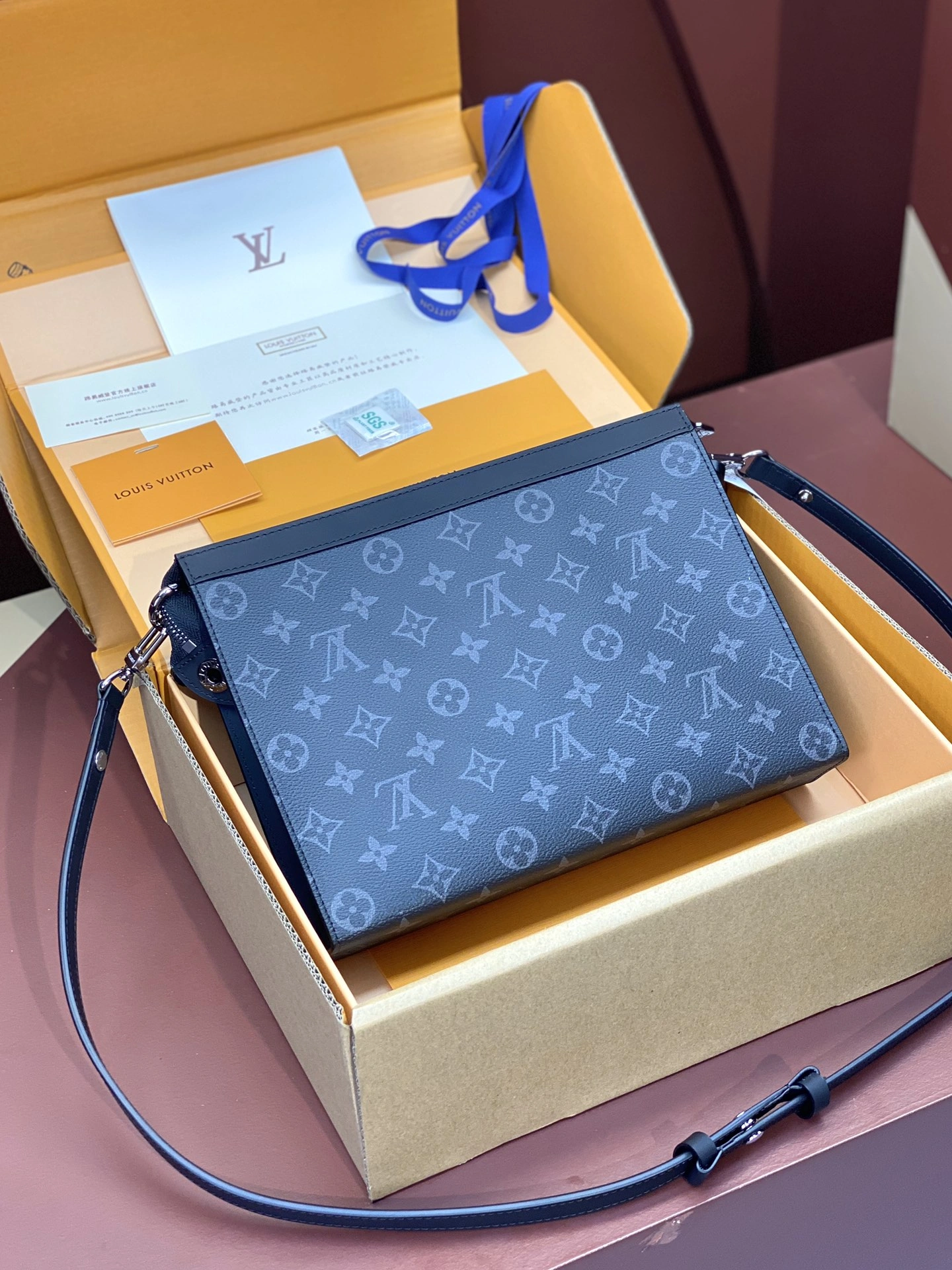 Precise copy Louis Vuitton Clutch Bags