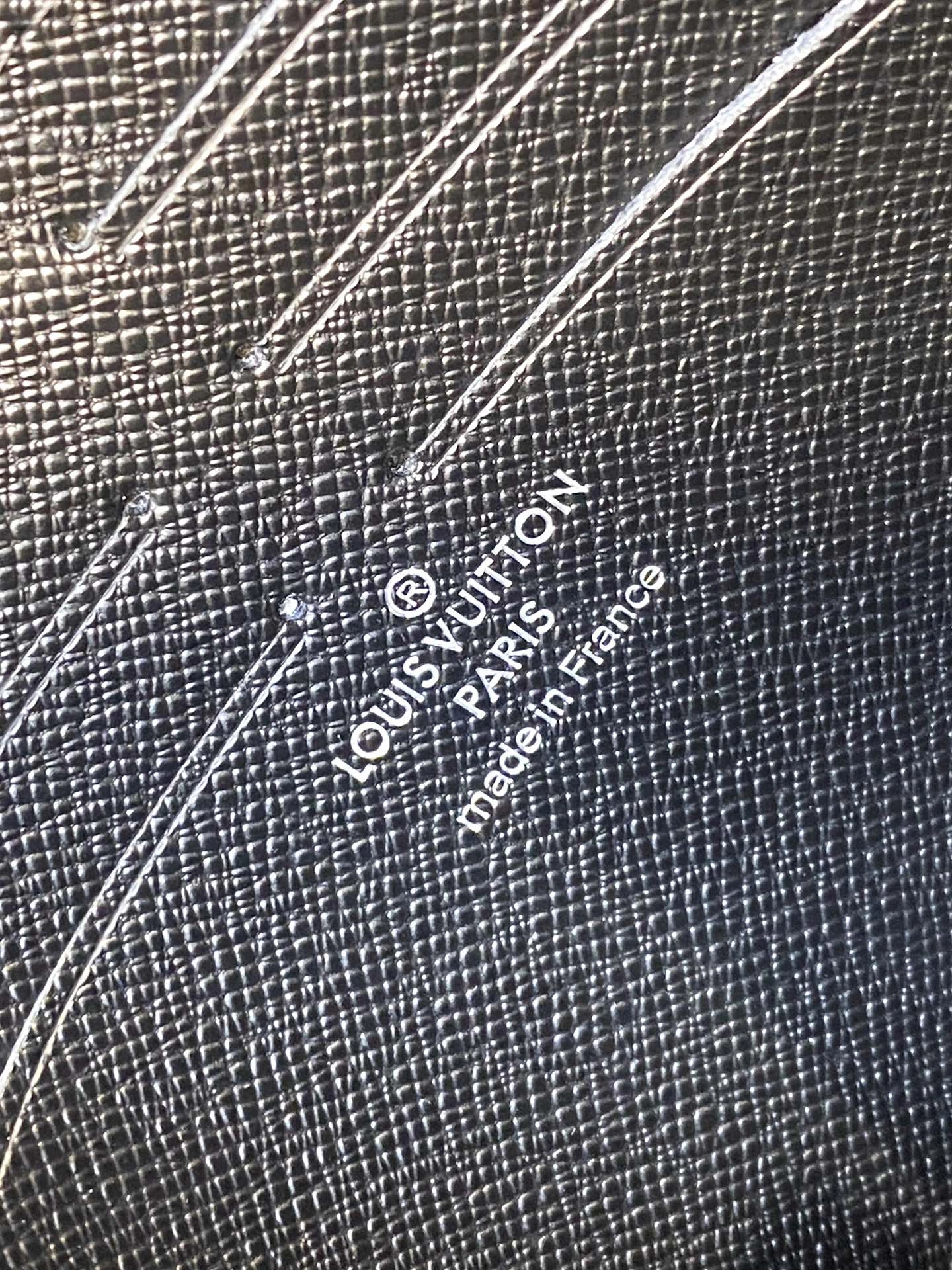 Precise copy Louis Vuitton Clutch Bags