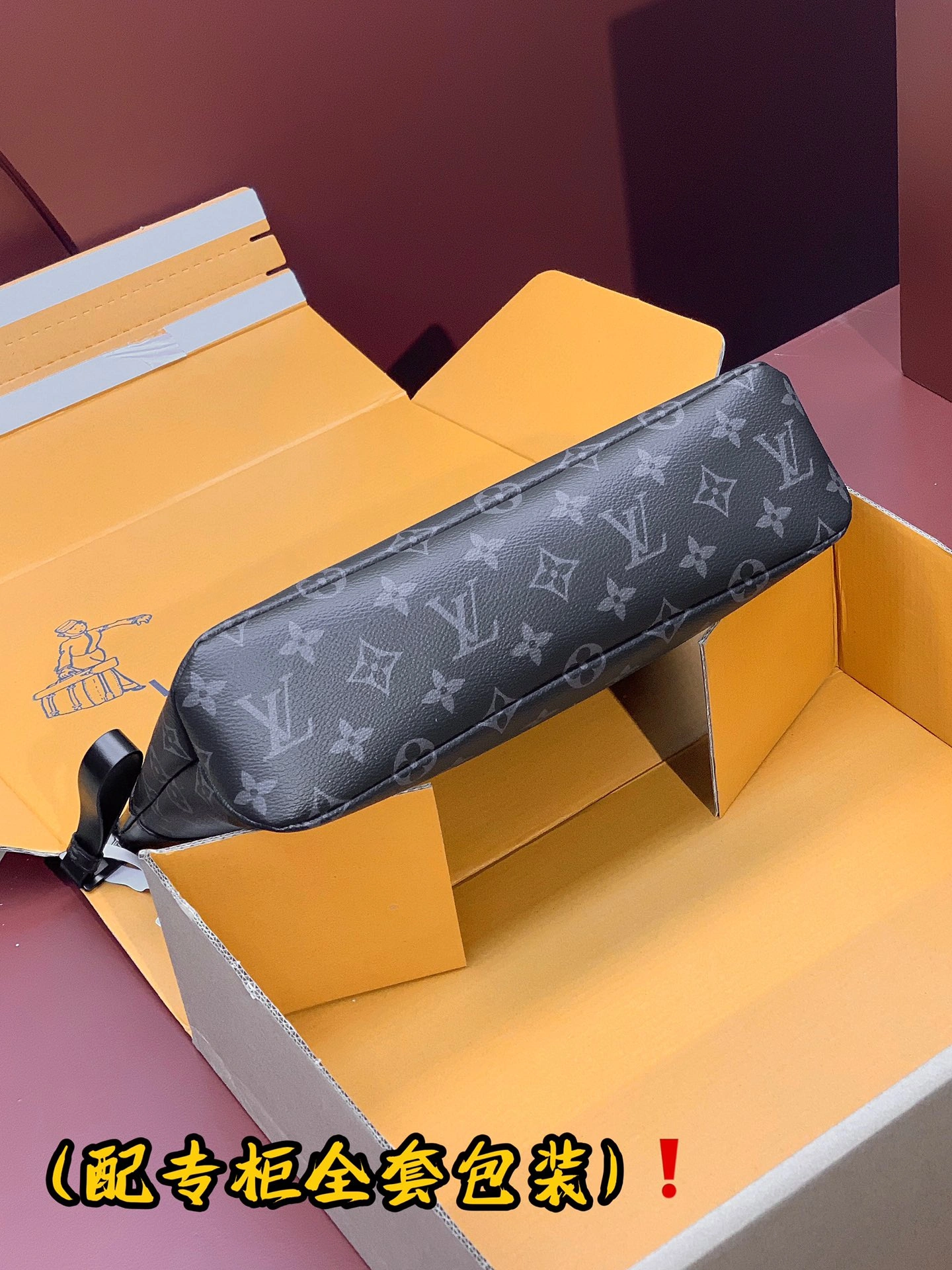 Mirror quality Louis Vuitton Clutch Bags