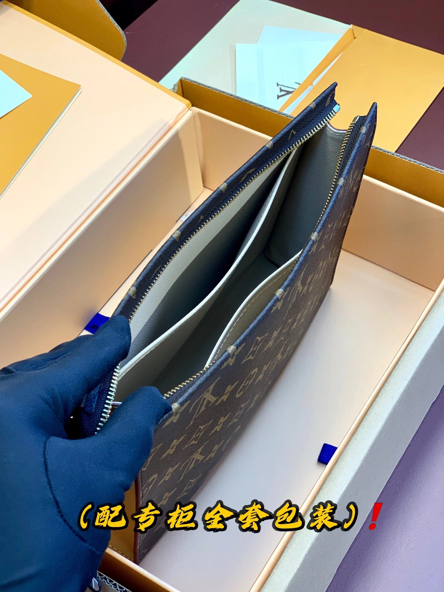 Authentic Louis Vuitton Clutch Bags