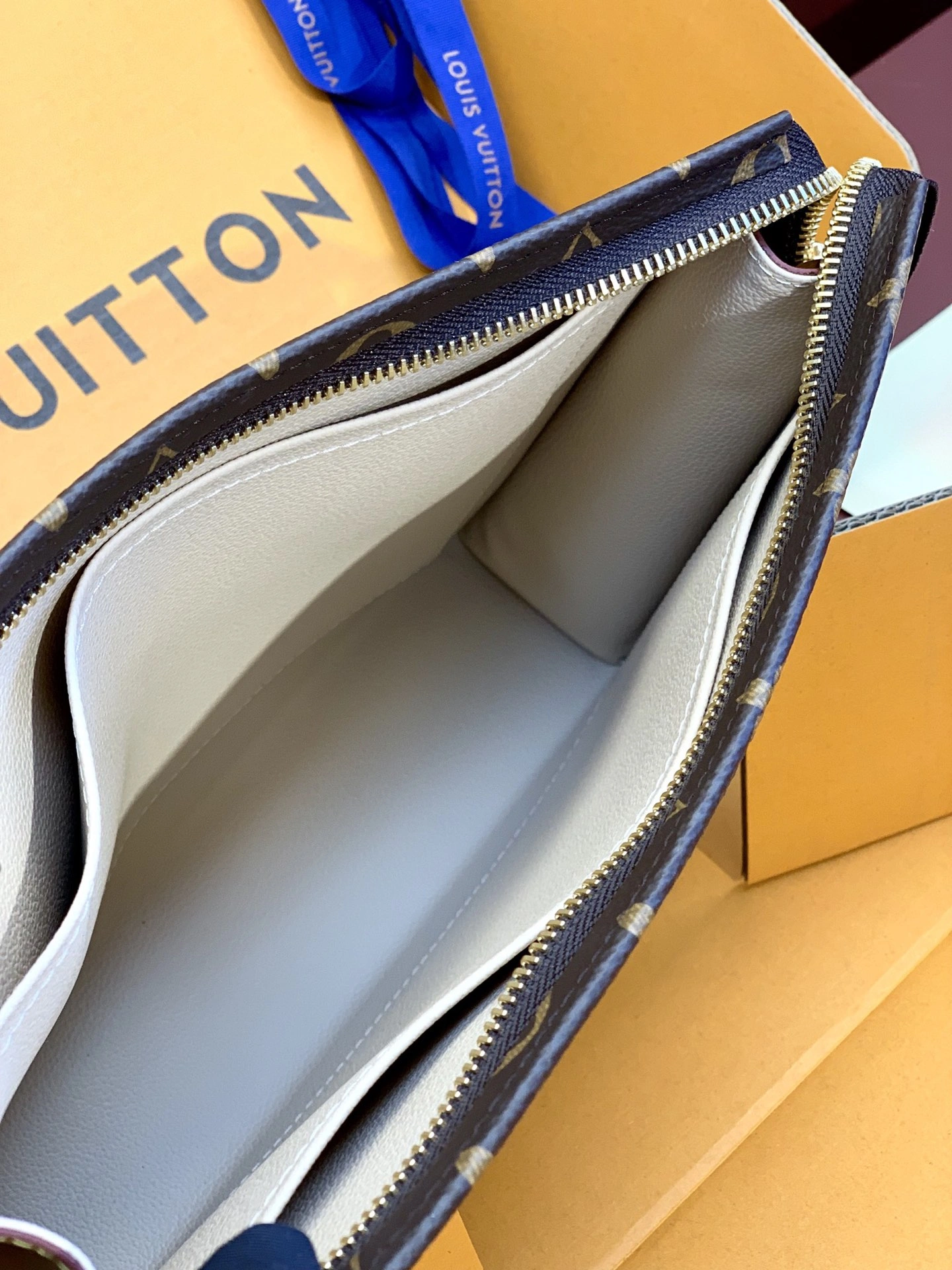 Authentic Louis Vuitton Clutch Bags