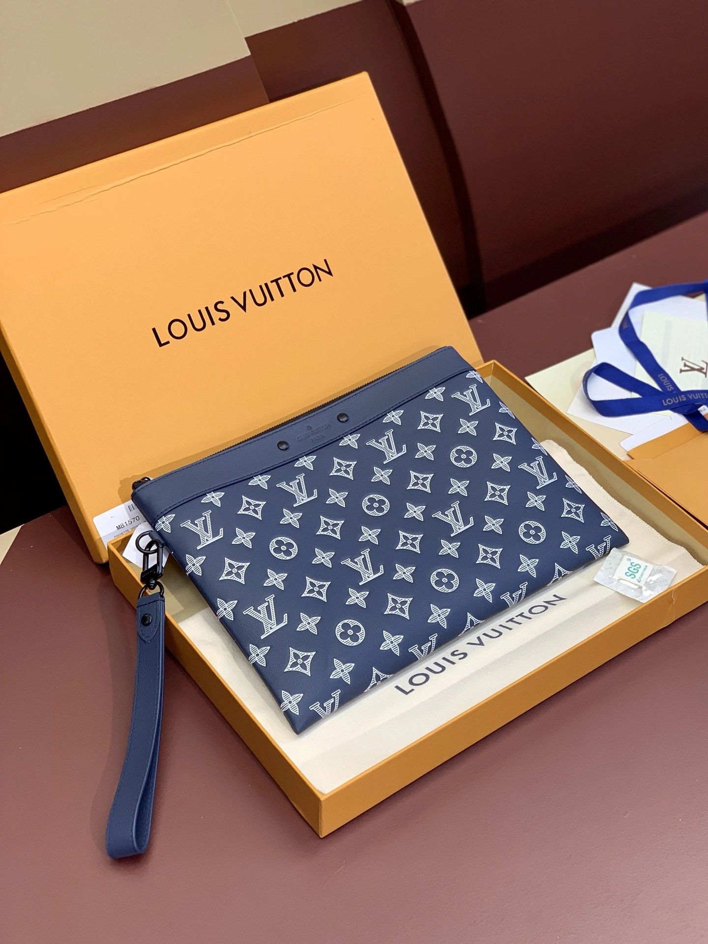 Louis Vuitton Clutch Bags