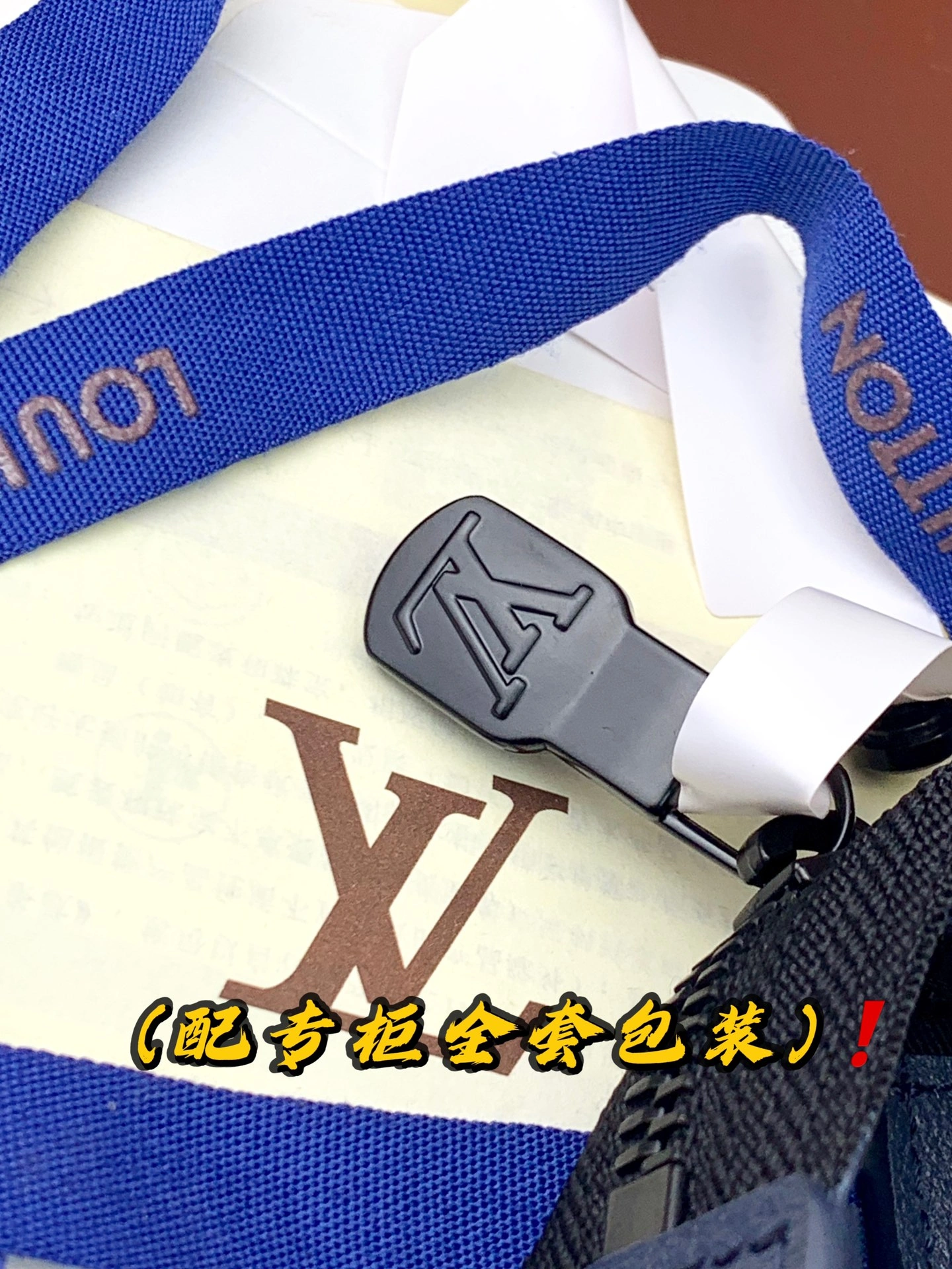 Official Louis Vuitton Clutch Bags