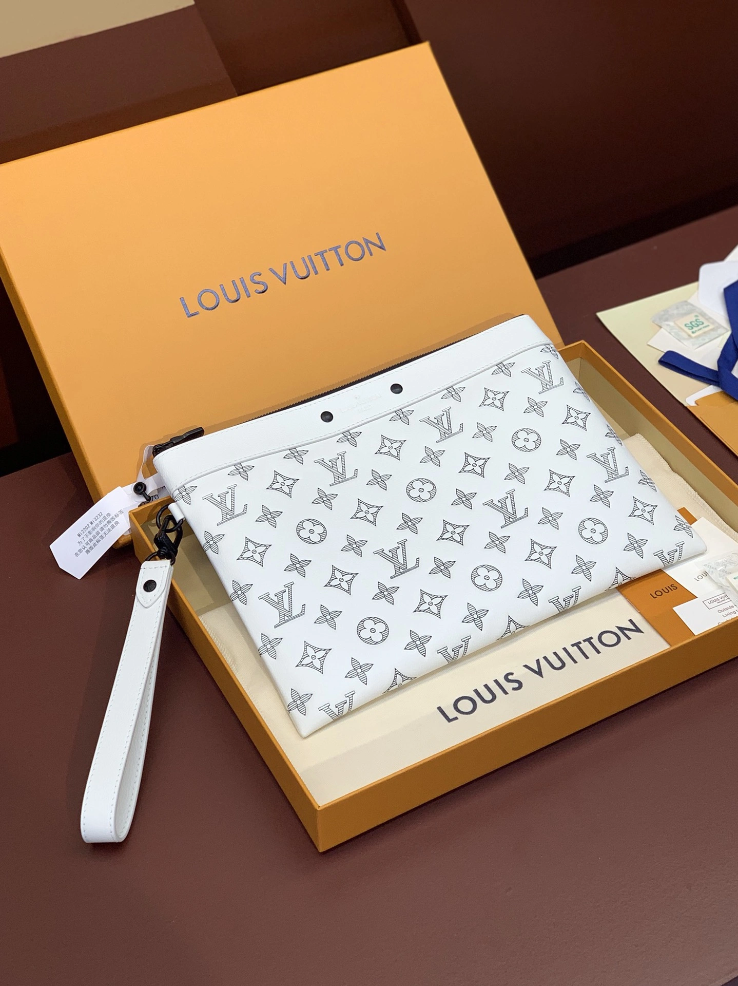Louis Vuitton Clutch Bags