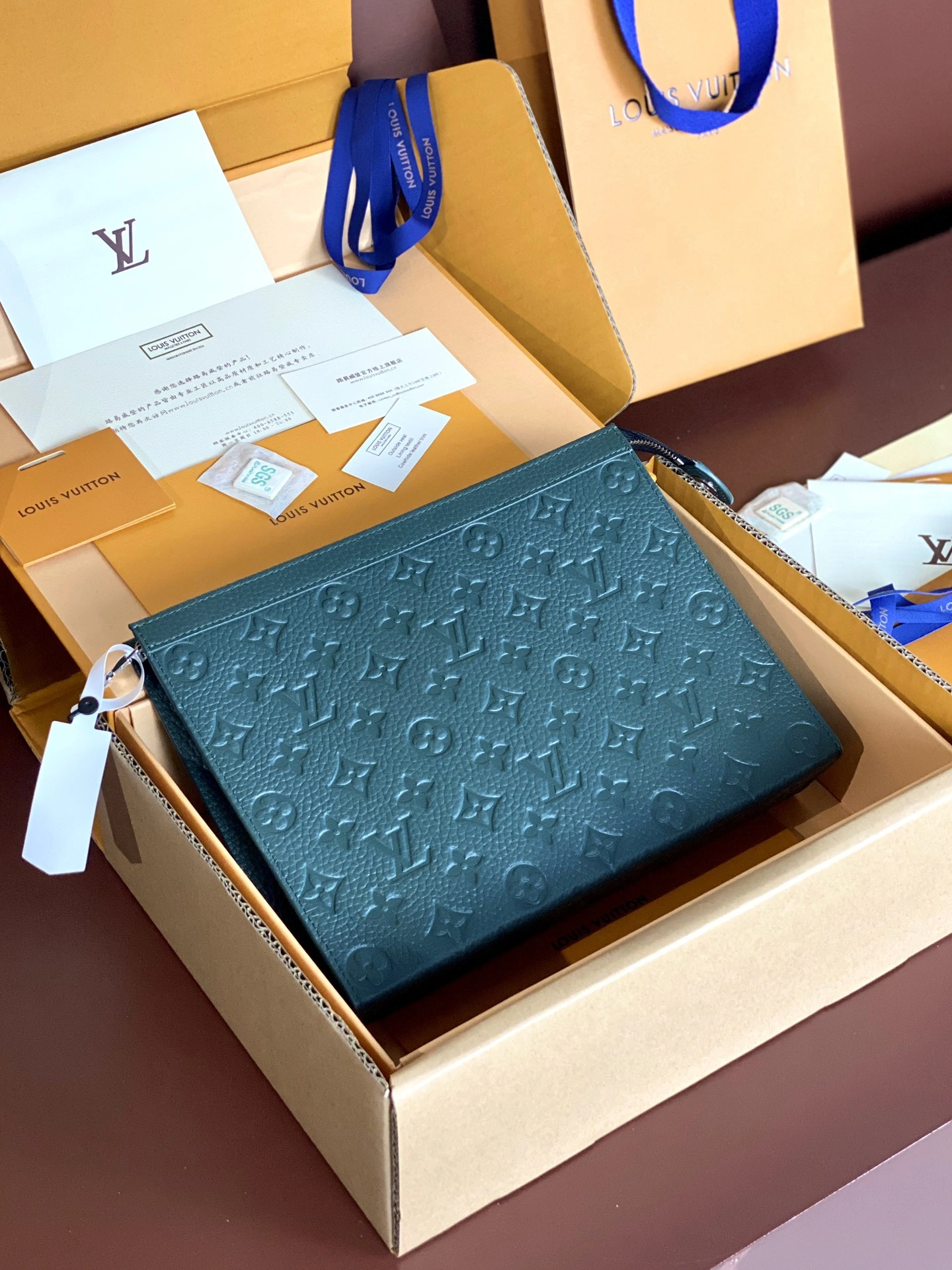 Louis Vuitton Clutch Bags