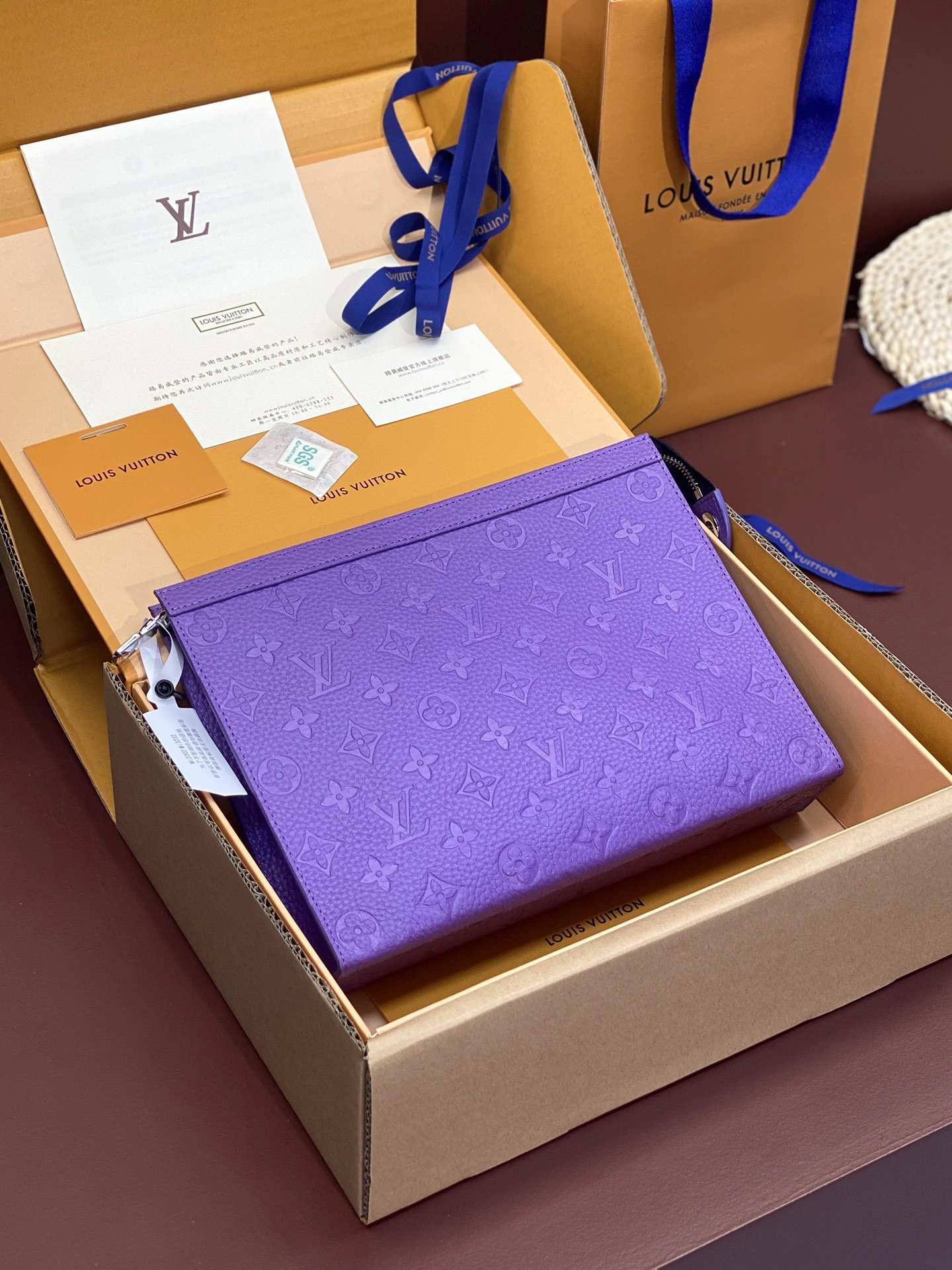 Louis Vuitton Clutch Bags