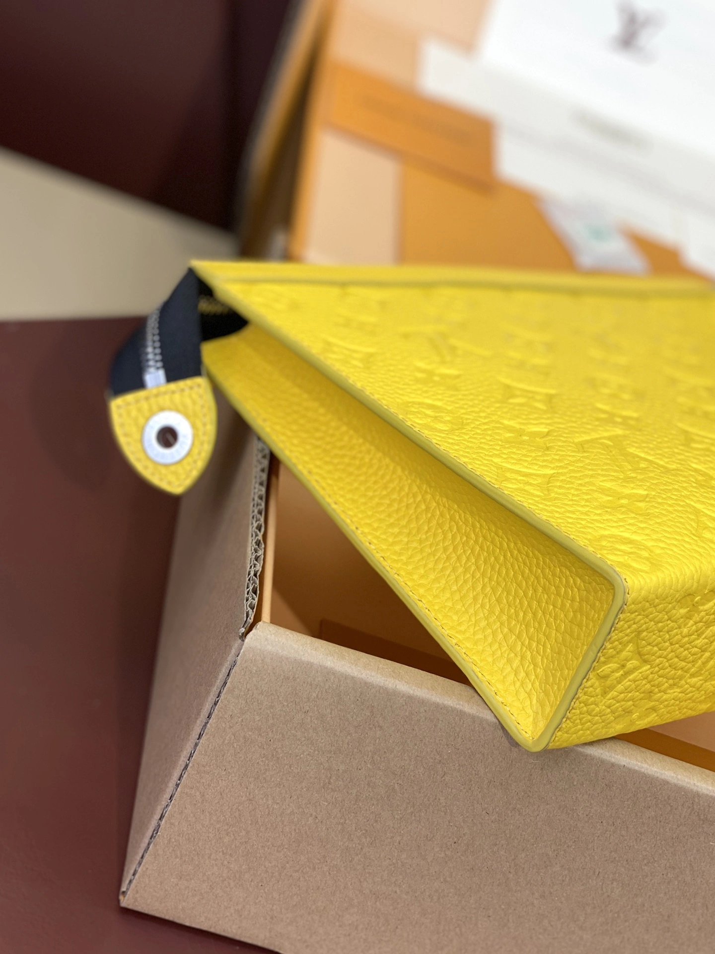 Reasonably priced Louis Vuitton Clutch Bags