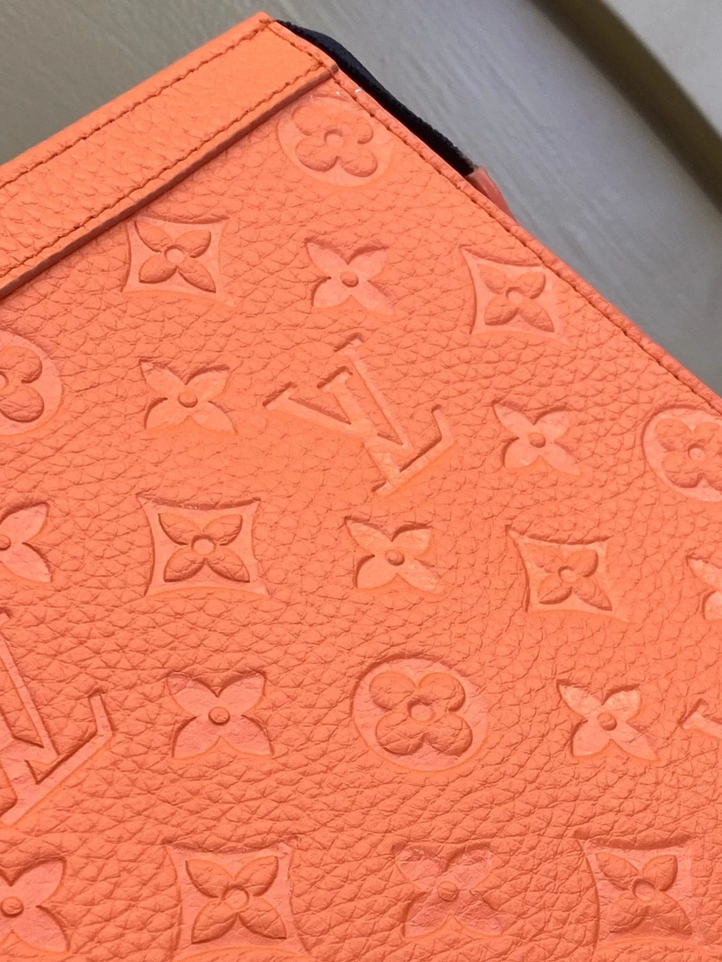 Value-priced Louis Vuitton Clutch Bags
