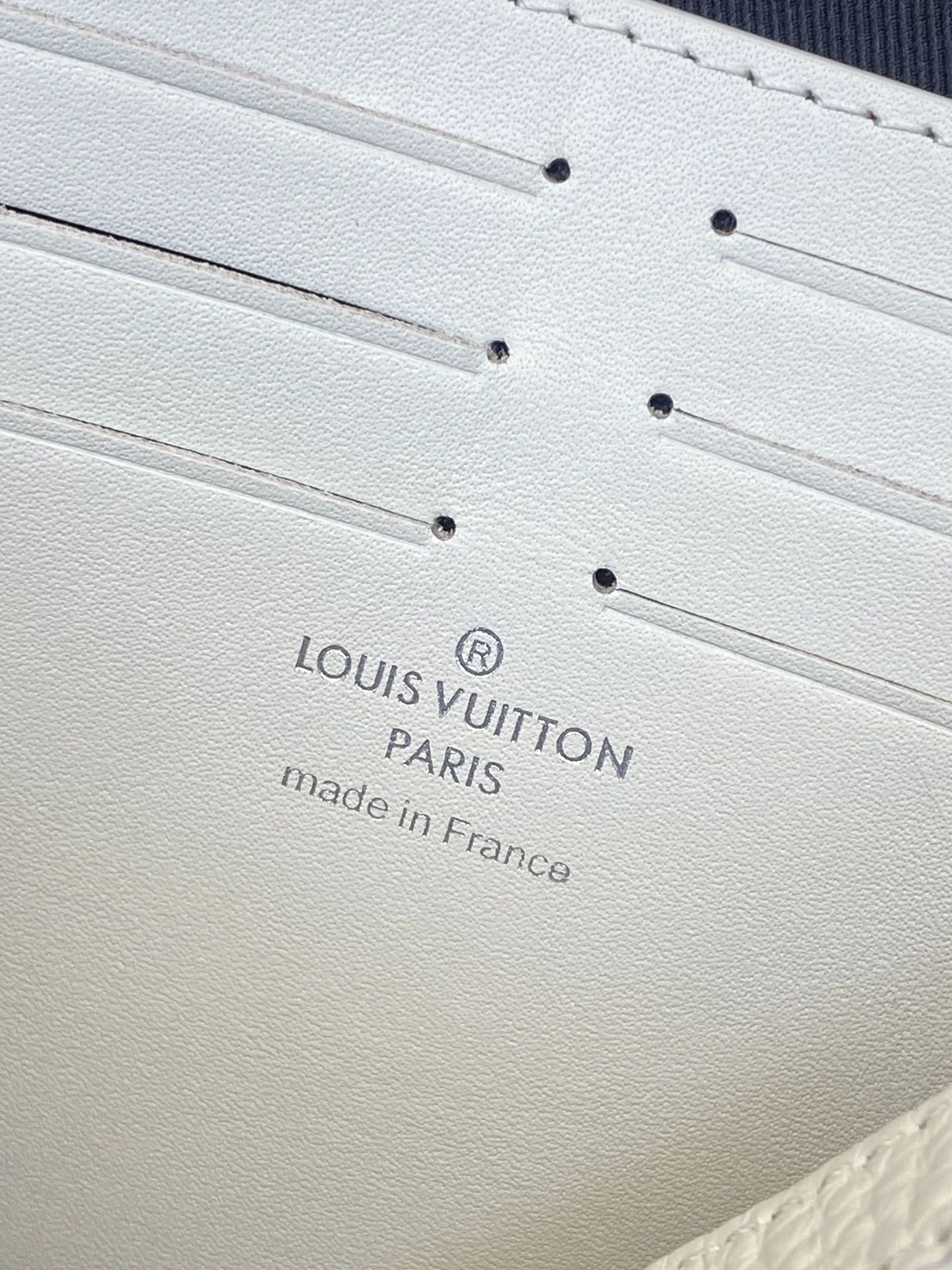 Economical Louis Vuitton Clutch Bags