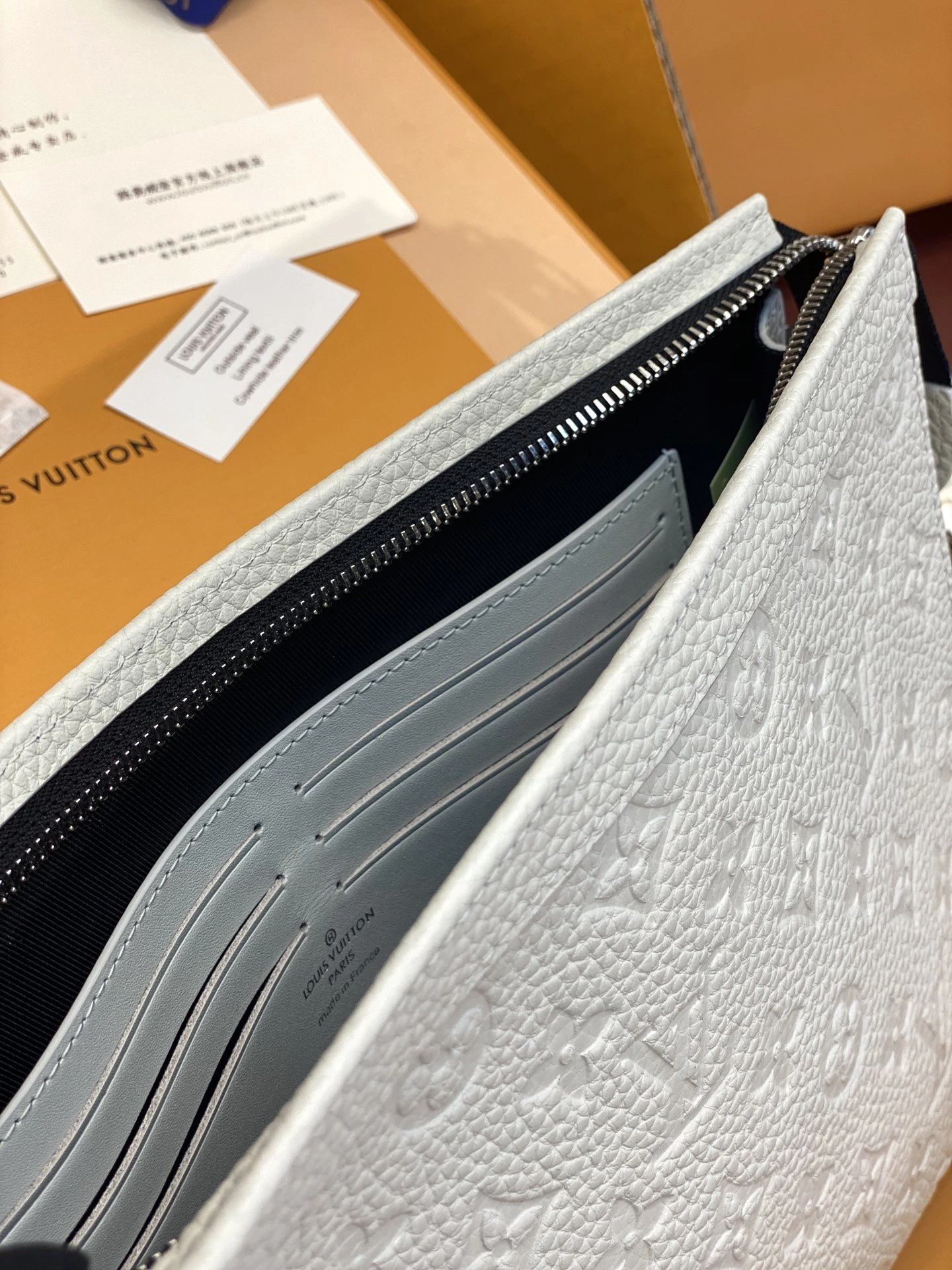 Economical Louis Vuitton Clutch Bags