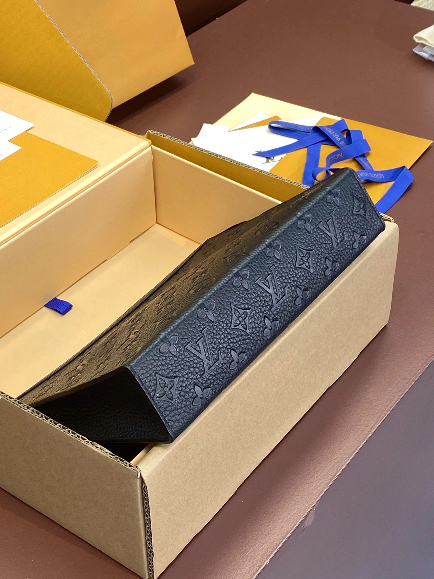 Perfect replica Louis Vuitton Clutch Bags