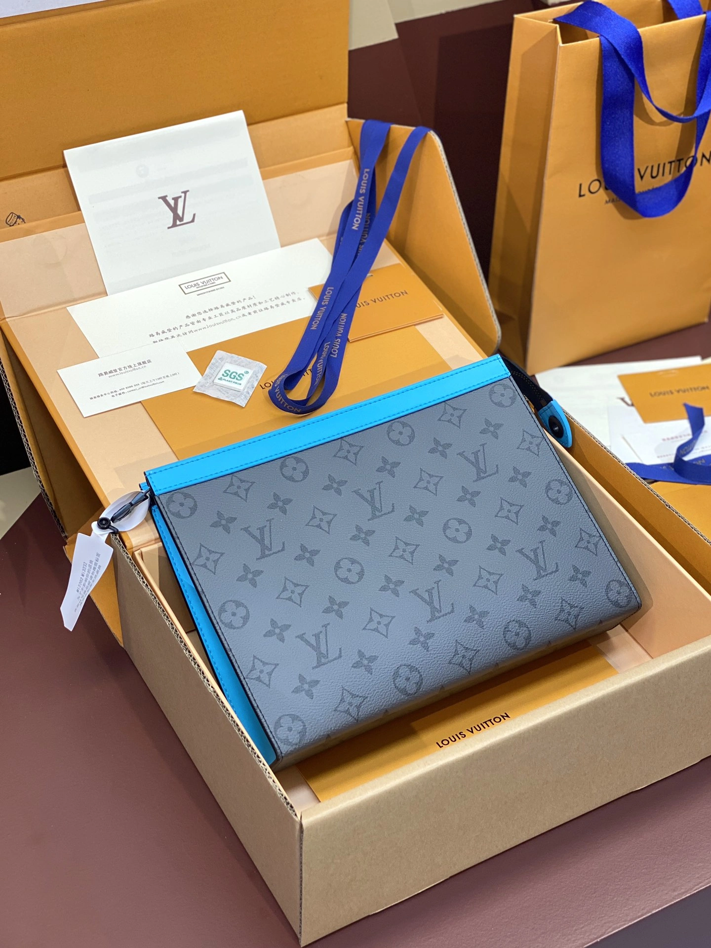 Louis Vuitton Clutch Bags