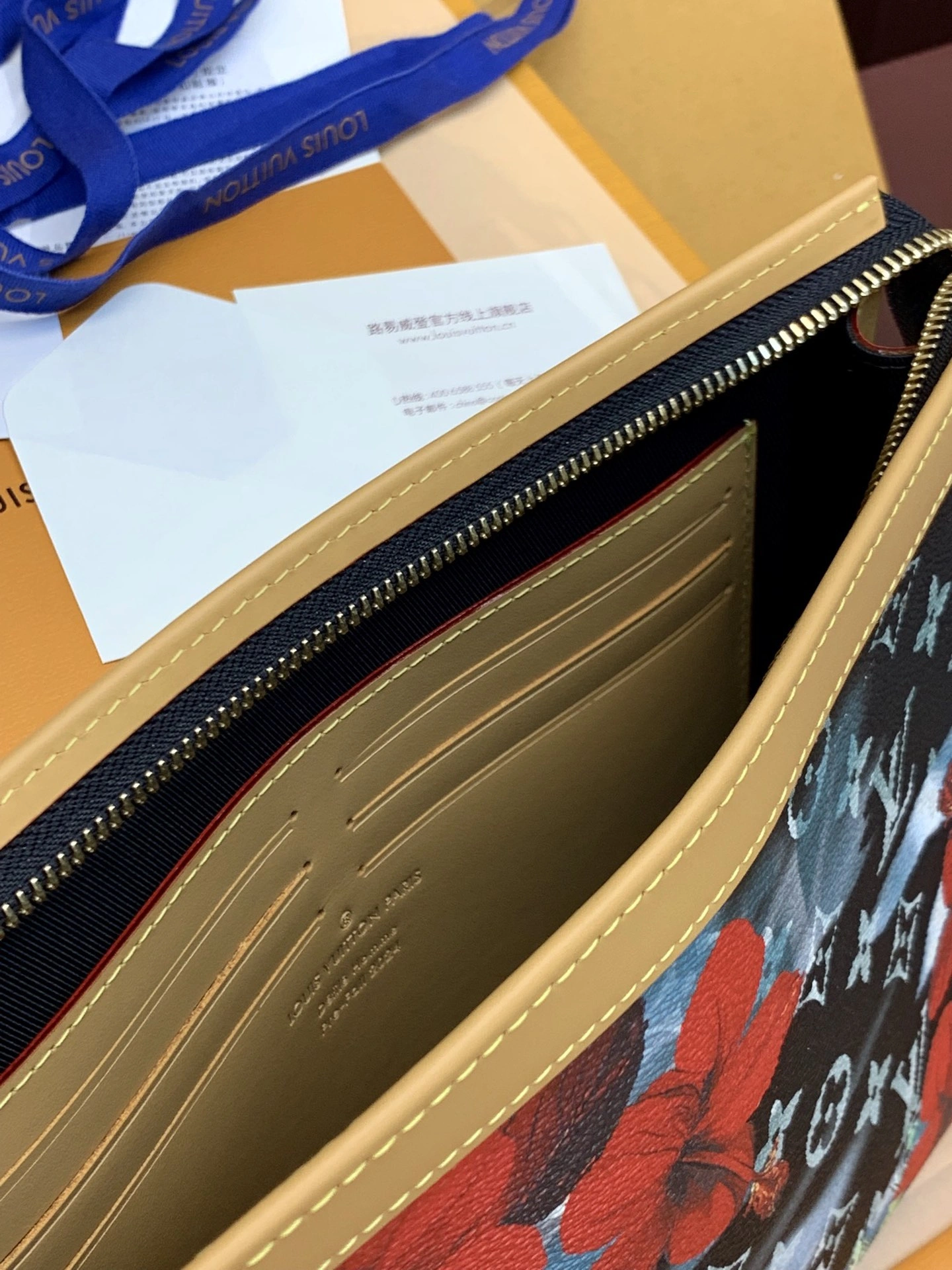 Reasonably priced Louis Vuitton Clutch Bags