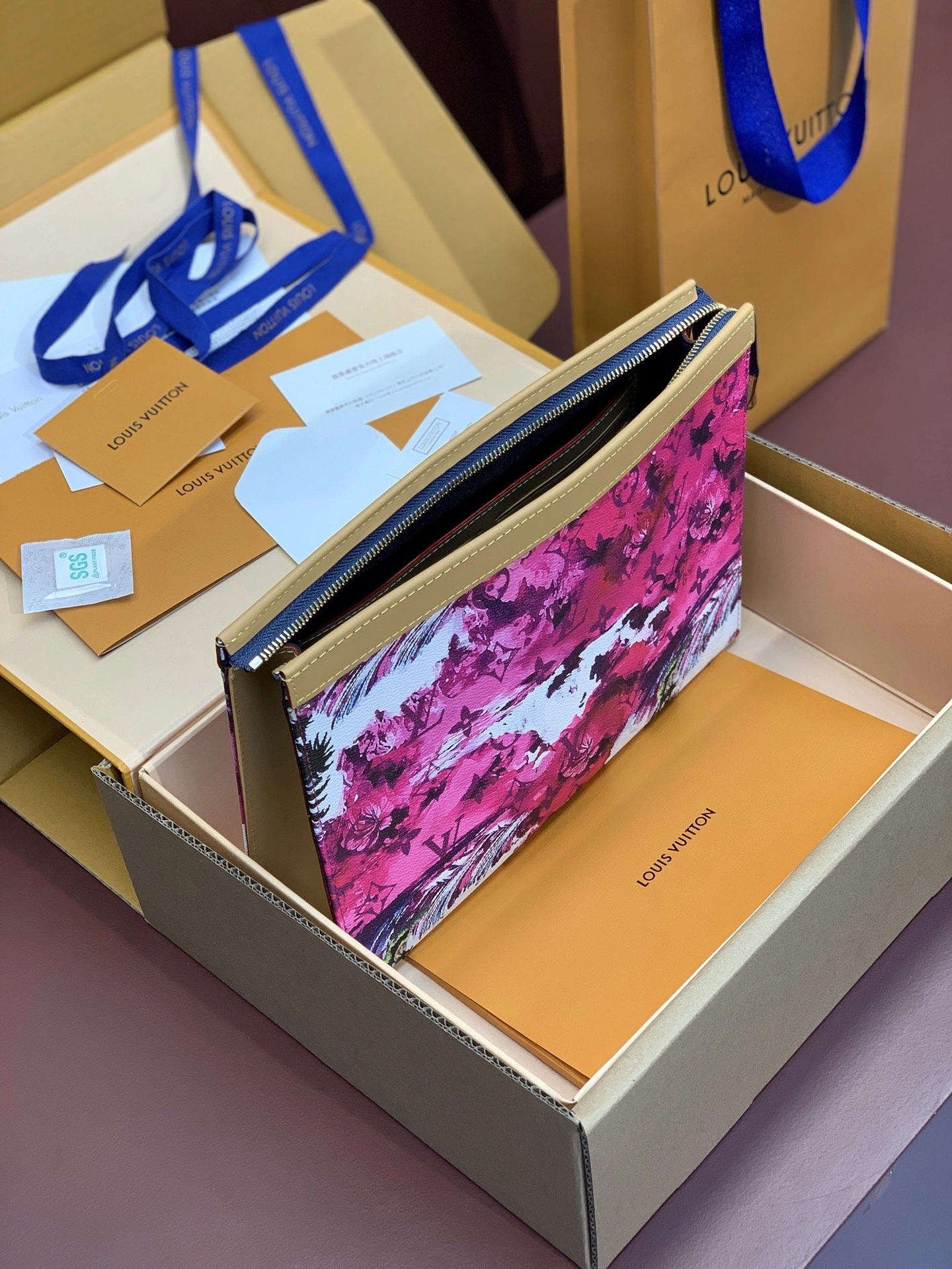 Cut-rate Louis Vuitton Clutch Bags