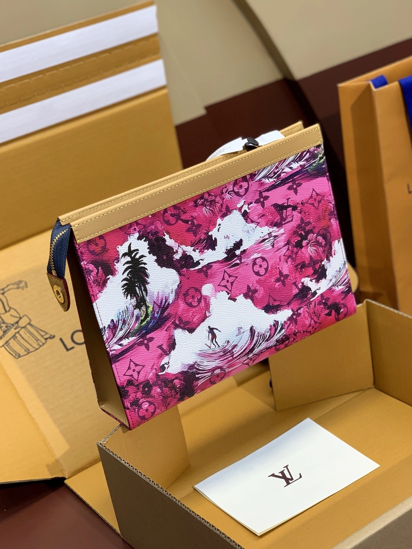 Cut-rate Louis Vuitton Clutch Bags