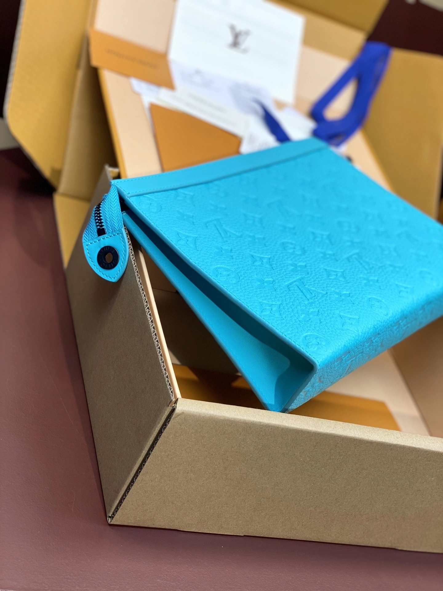 Low-cost Louis Vuitton Clutch Bags