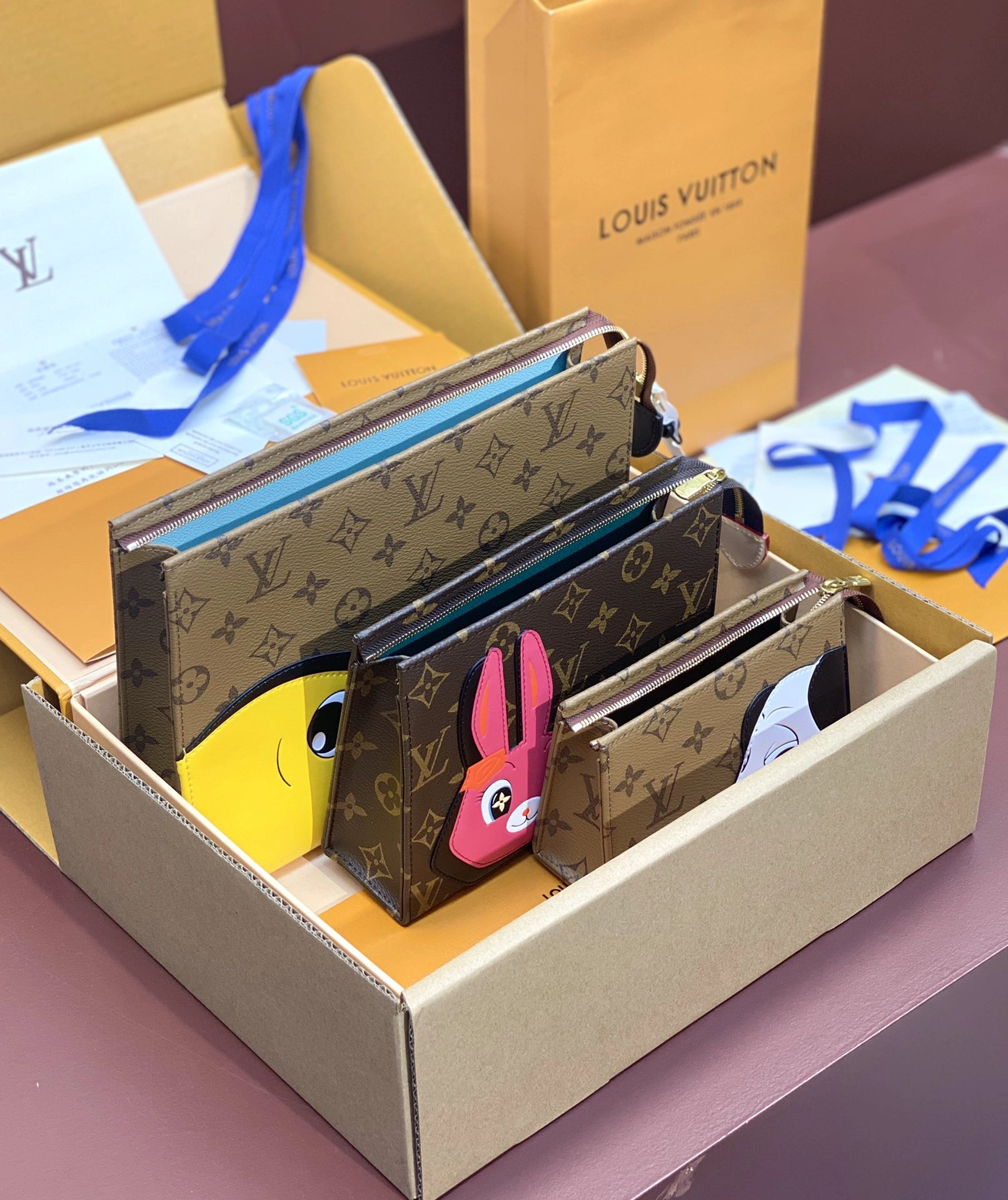 1:1 copy Louis Vuitton Clutch Bags