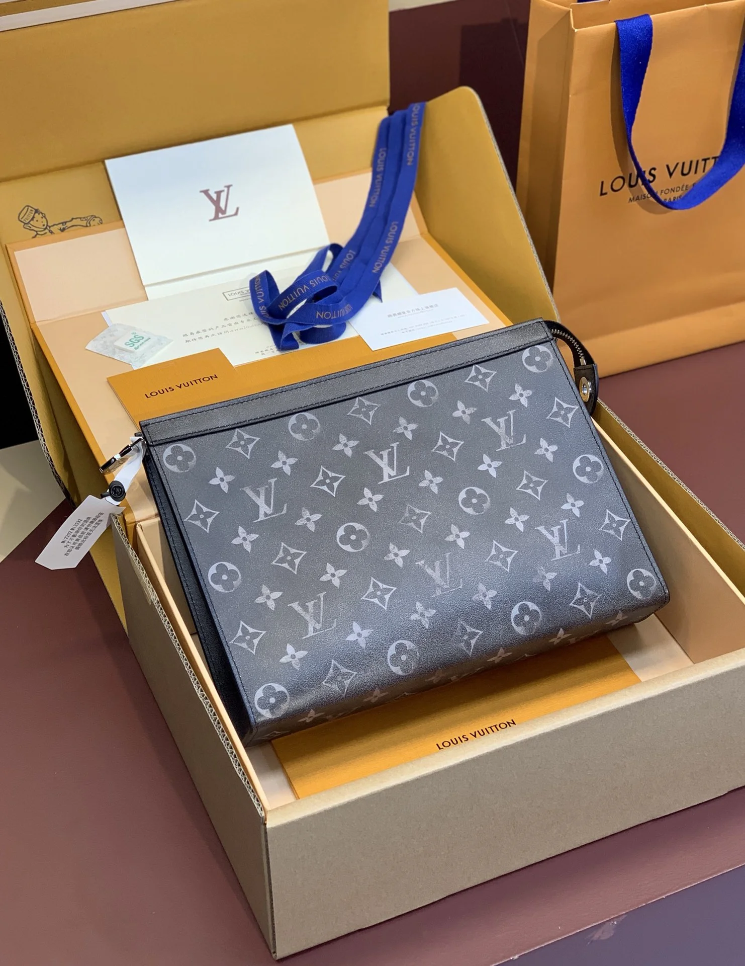 Louis Vuitton Clutch Bags