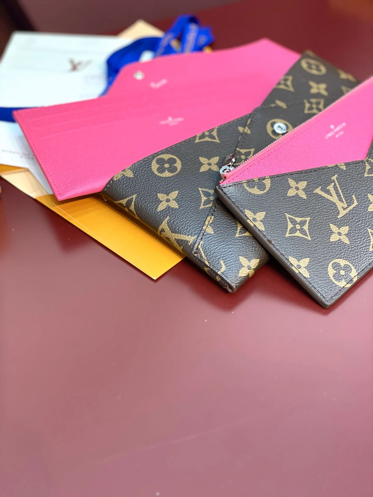 Factory-made Louis Vuitton Clutch Bags