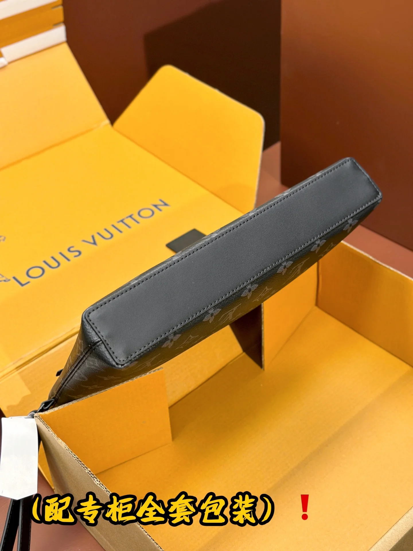 OEM Louis Vuitton Clutch Bags