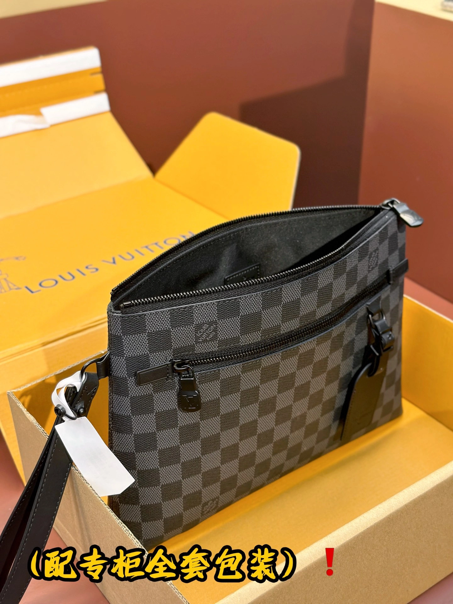 Real Louis Vuitton Clutch Bags