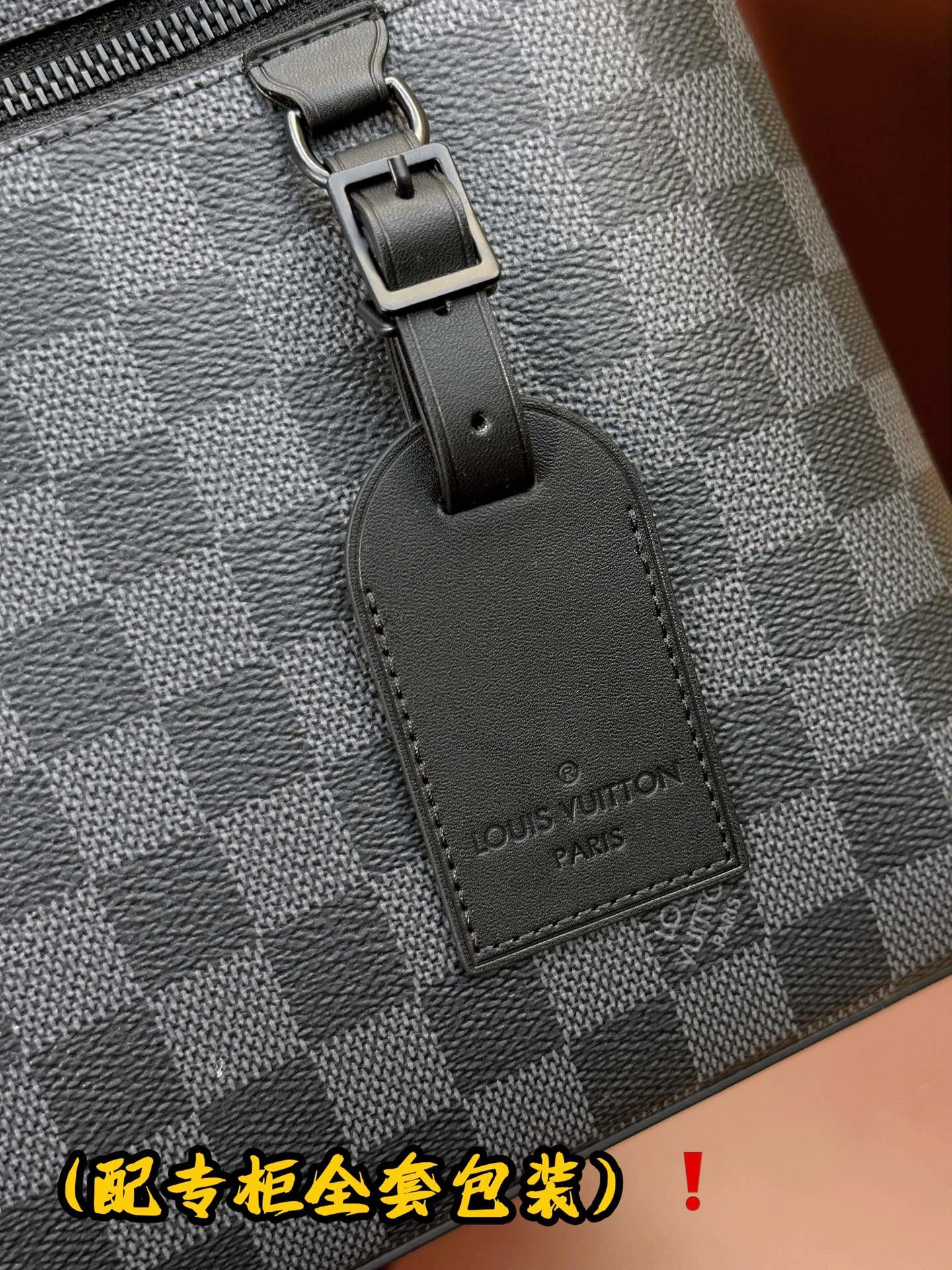 Real Louis Vuitton Clutch Bags