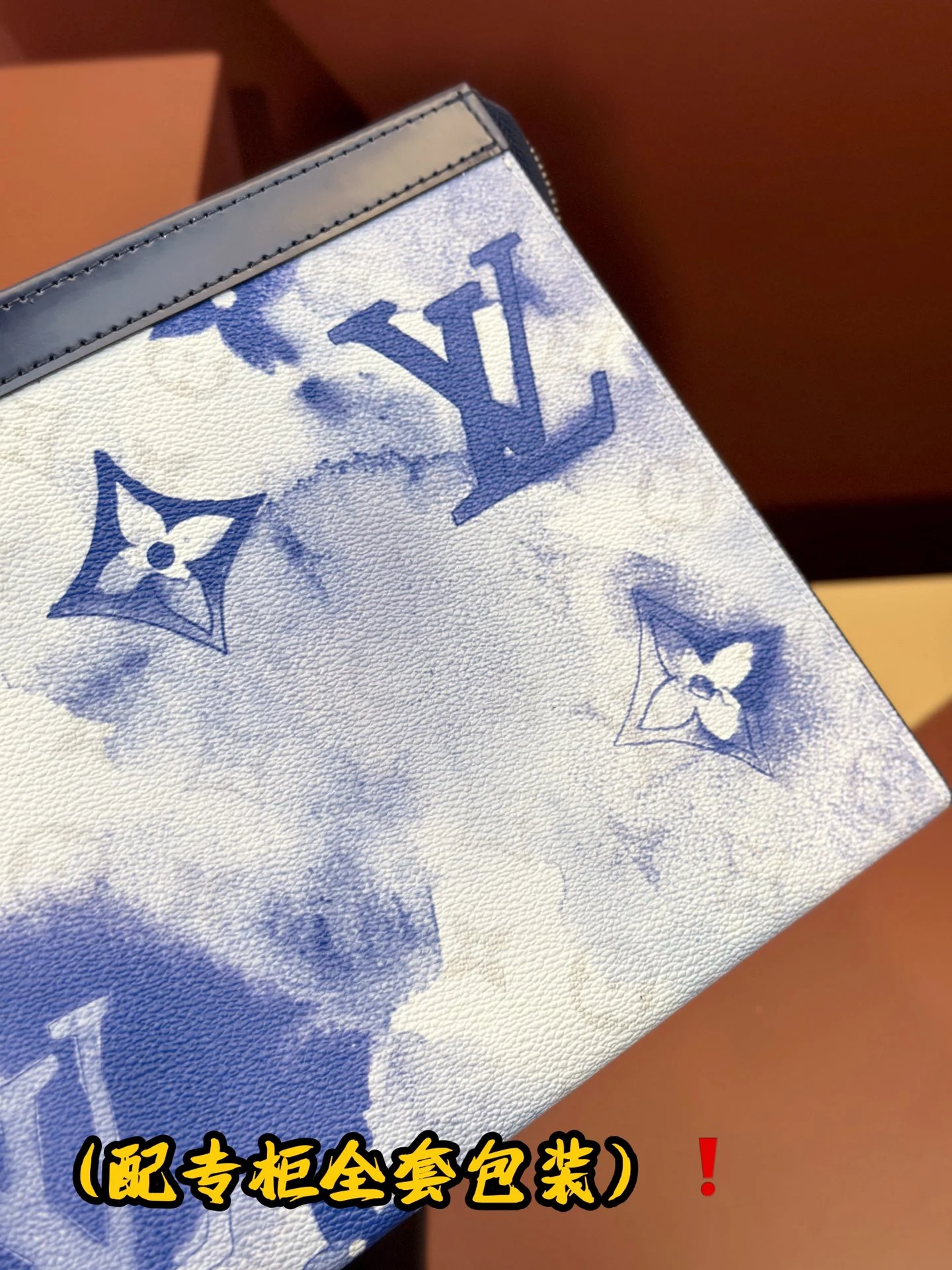 Bargain Louis Vuitton Clutch Bags