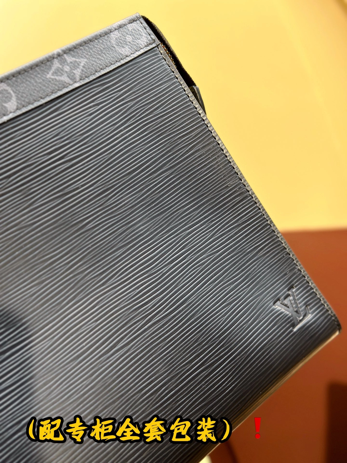 Authentic Louis Vuitton Clutch Bags