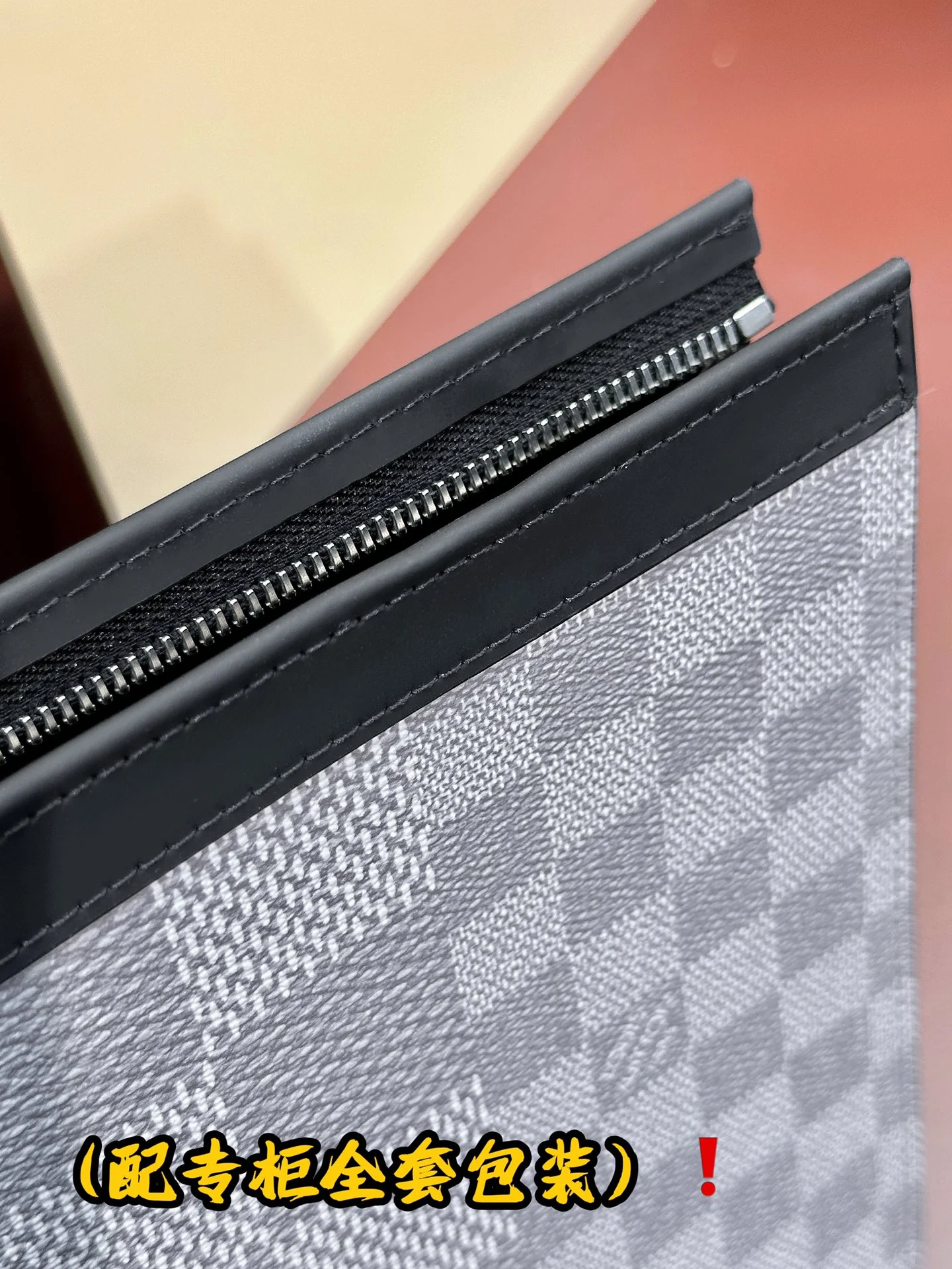 Top match Louis Vuitton Clutch Bags