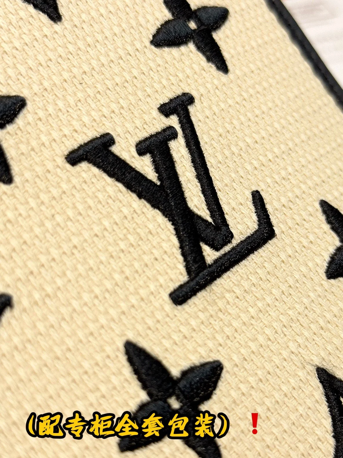 Top match Louis Vuitton Clutch Bags
