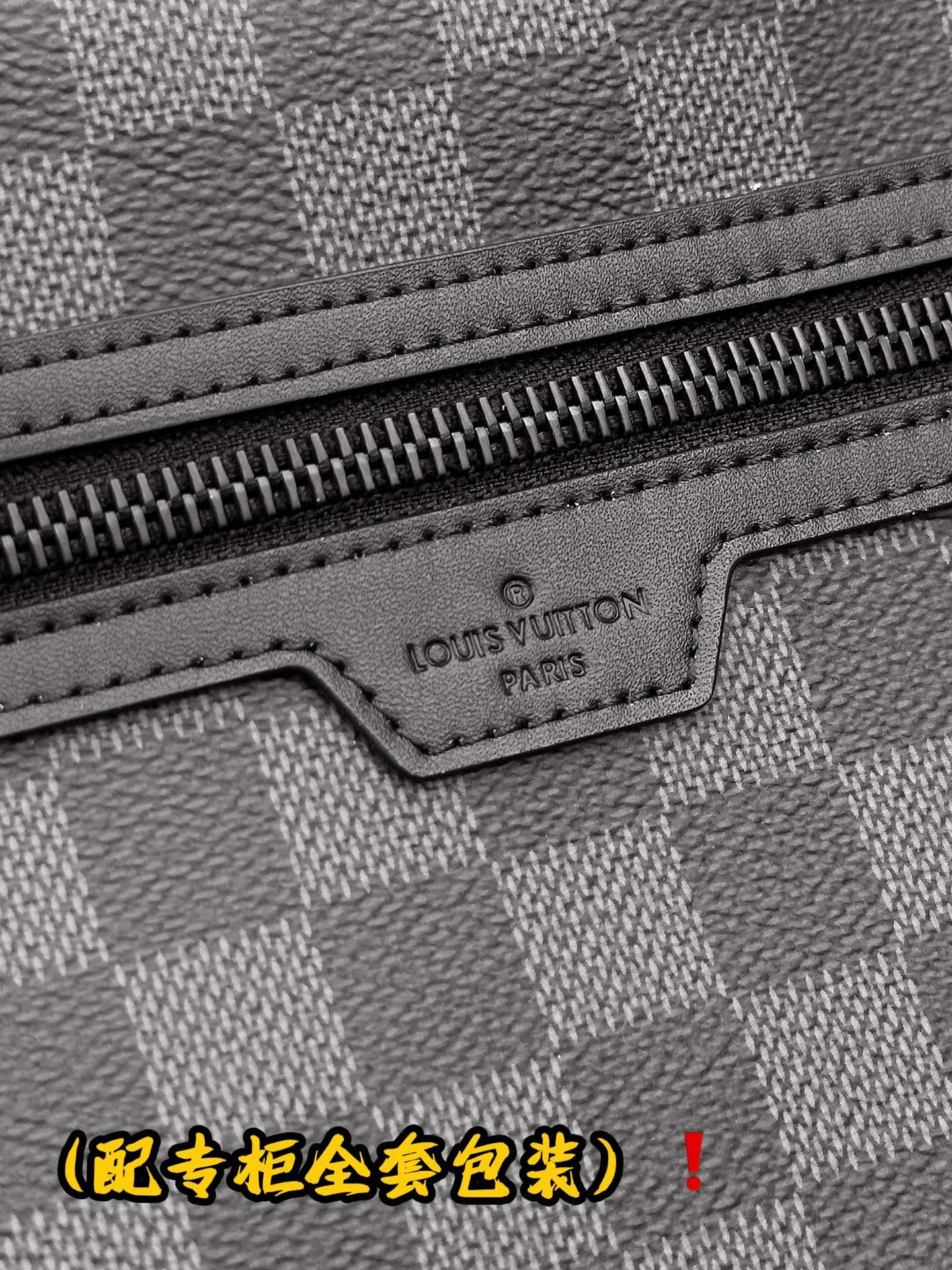 Top match Louis Vuitton Clutch Bags