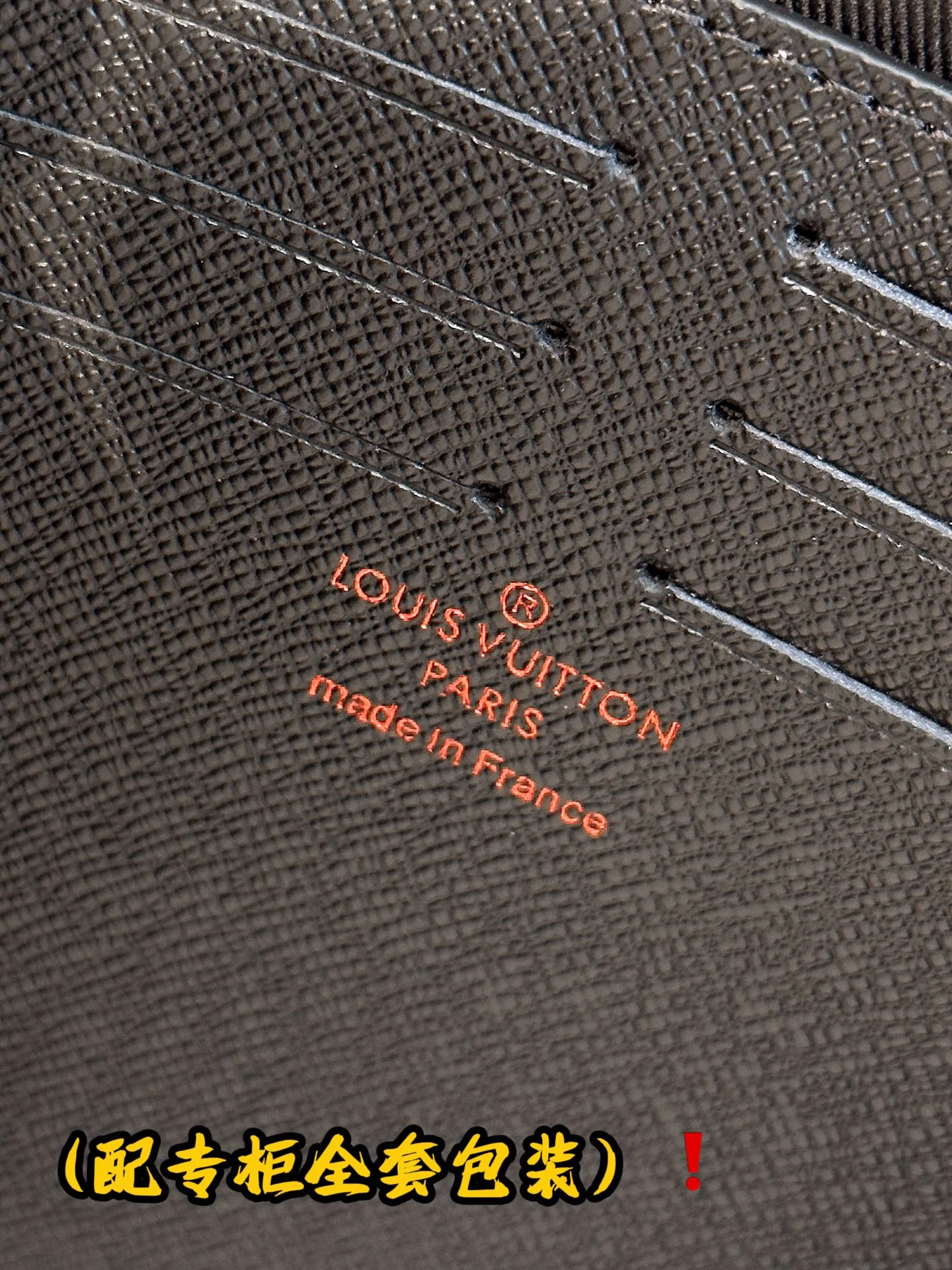 Accurate model Louis Vuitton Clutch Bags