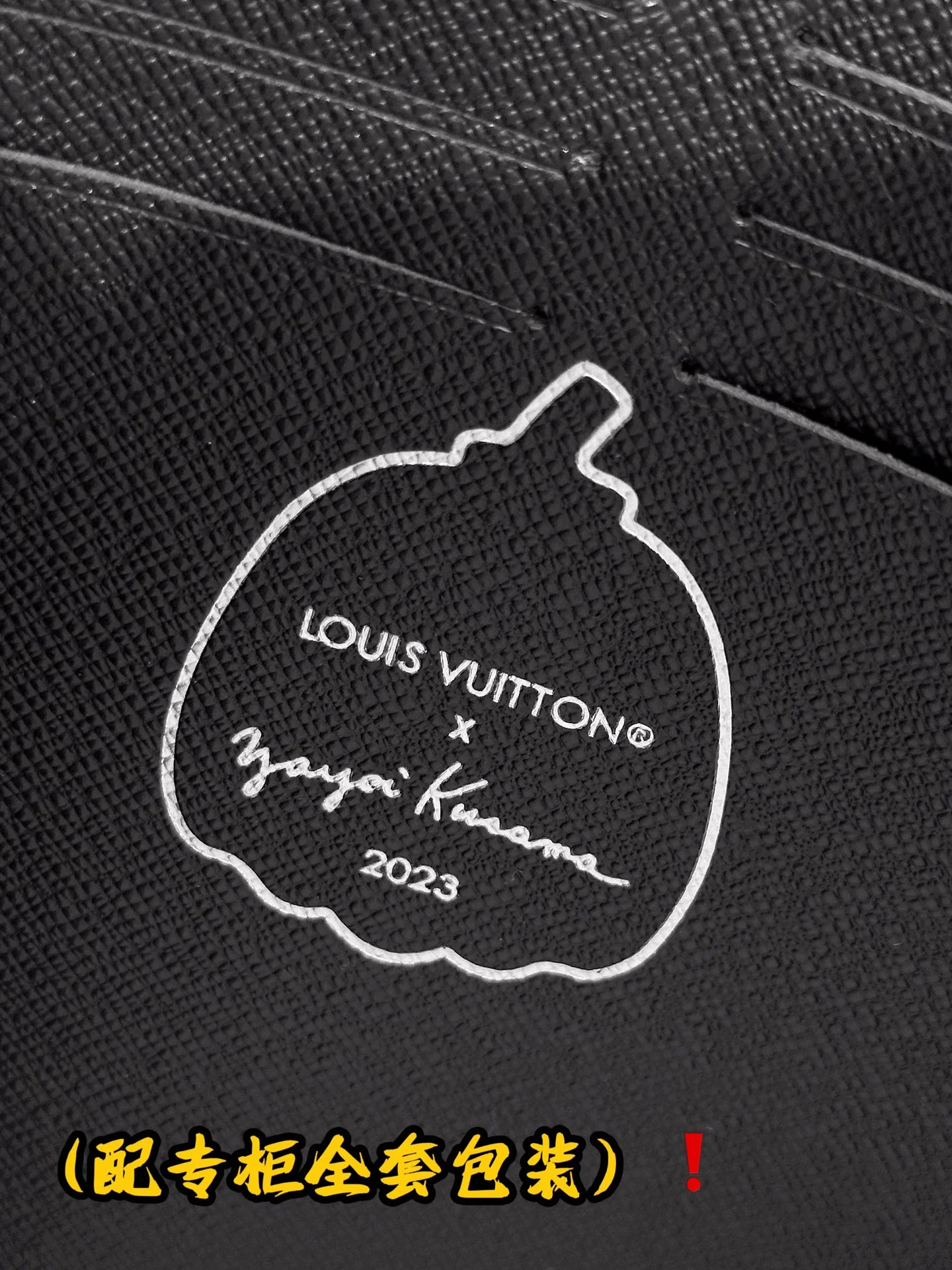 Top mirror Louis Vuitton Clutch Bags