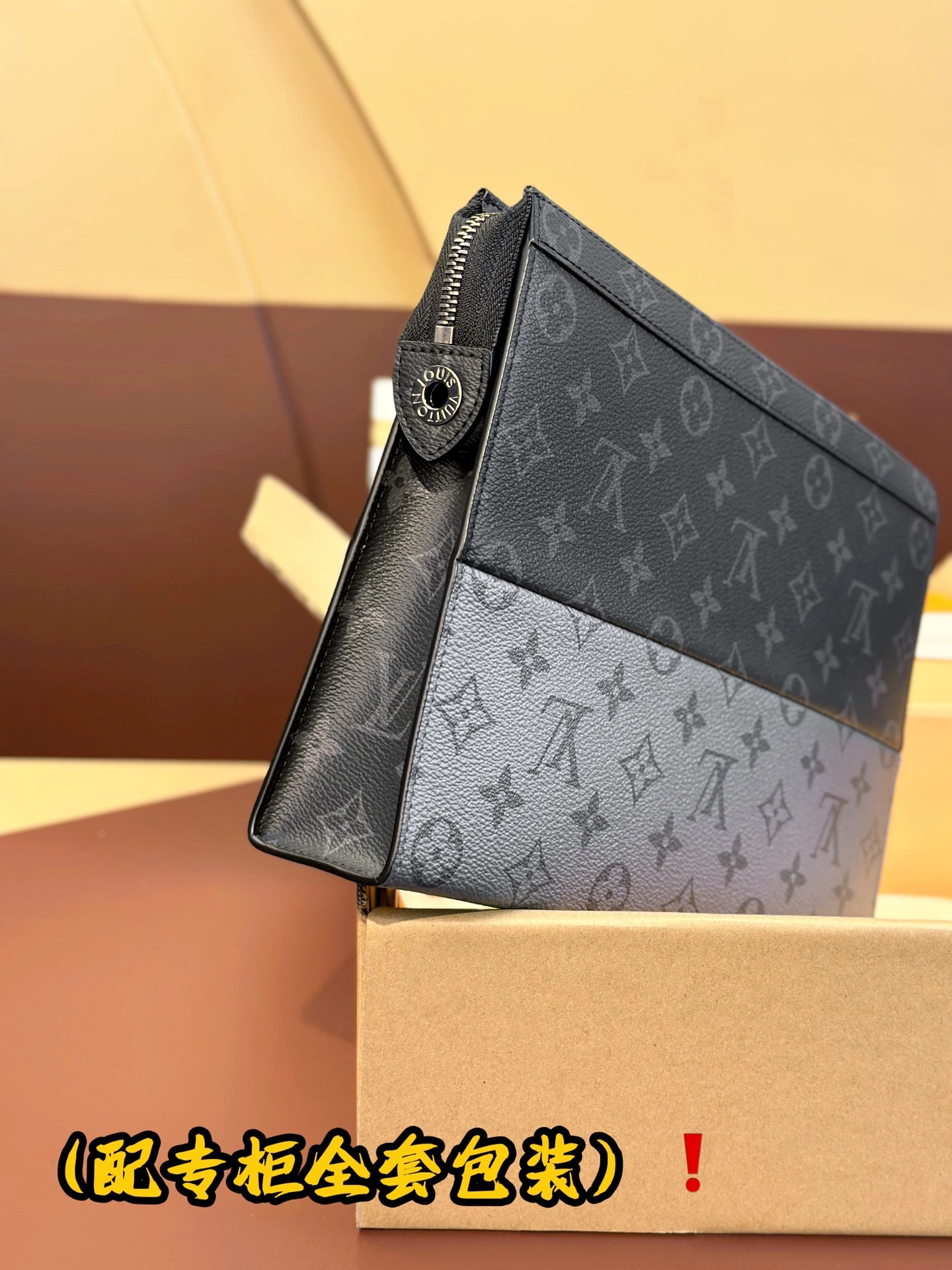 Perfect replica Louis Vuitton Clutch Bags