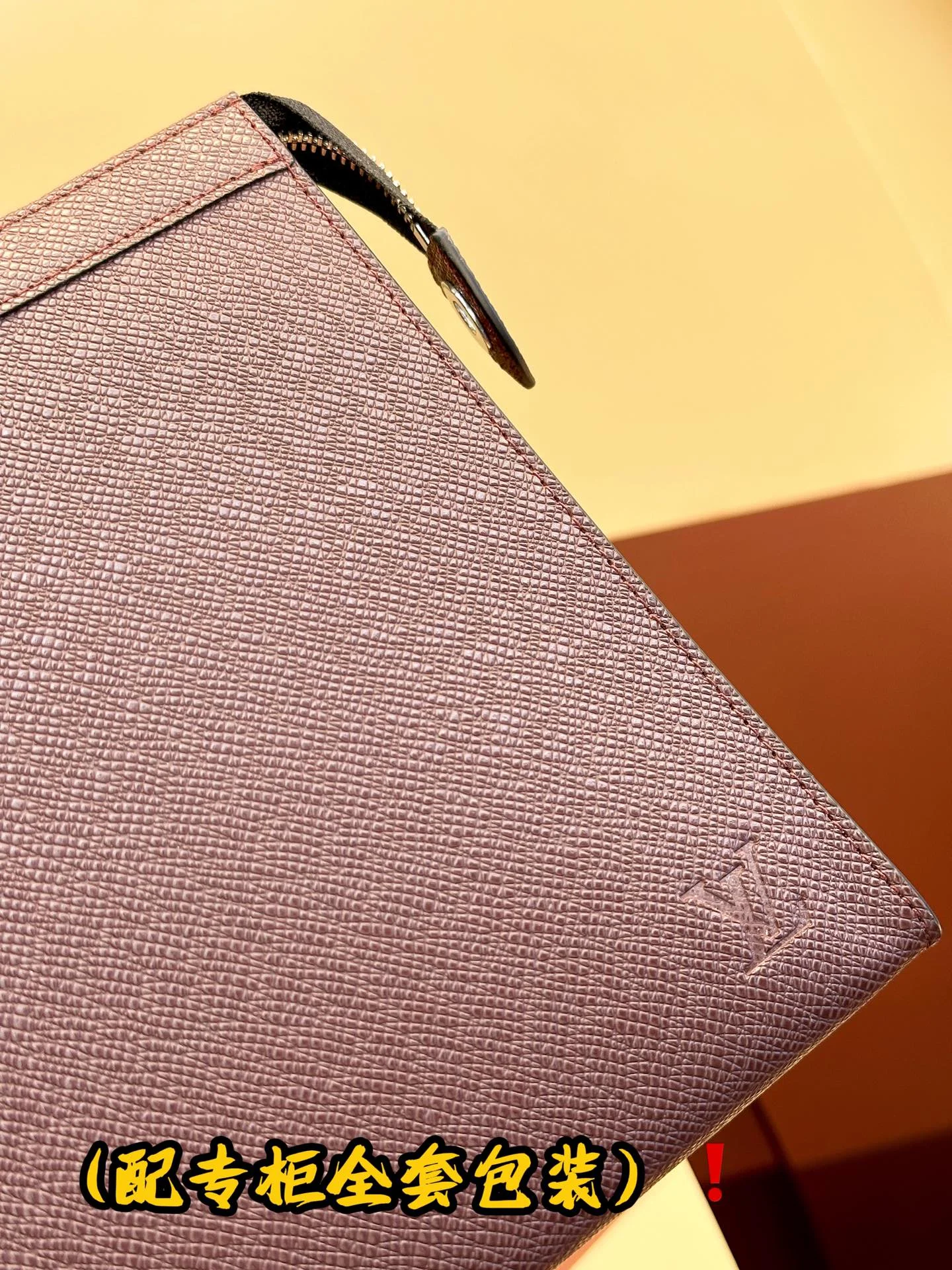 Brand-original Louis Vuitton Clutch Bags