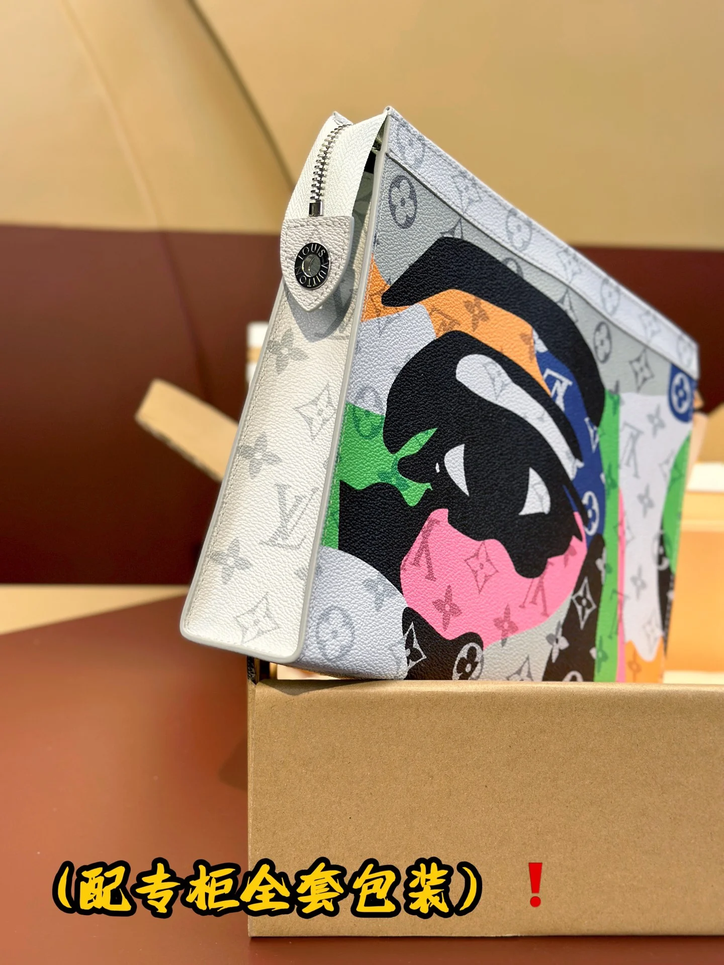 Reasonably priced Louis Vuitton Clutch Bags