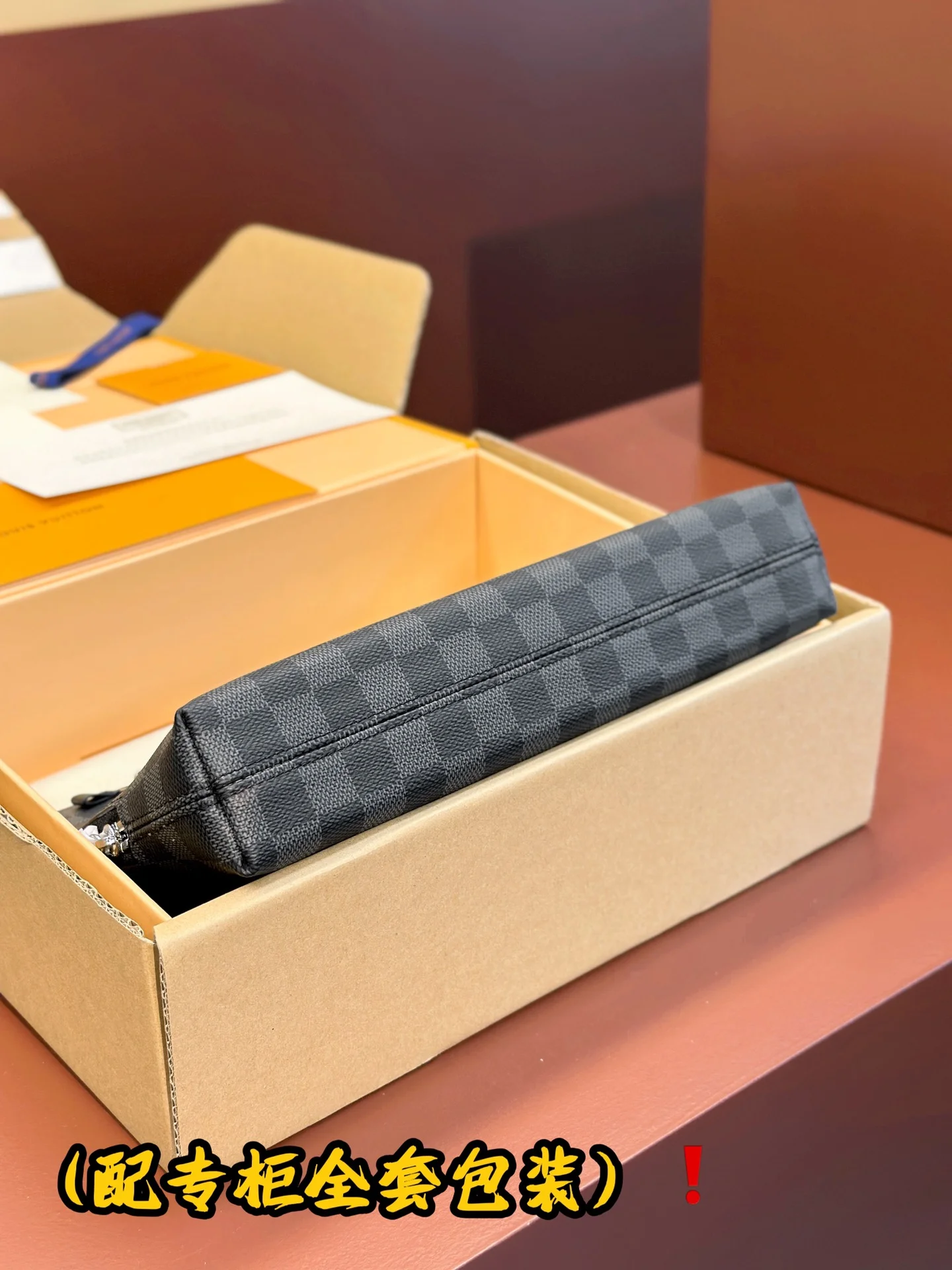 Top match Louis Vuitton Clutch Bags