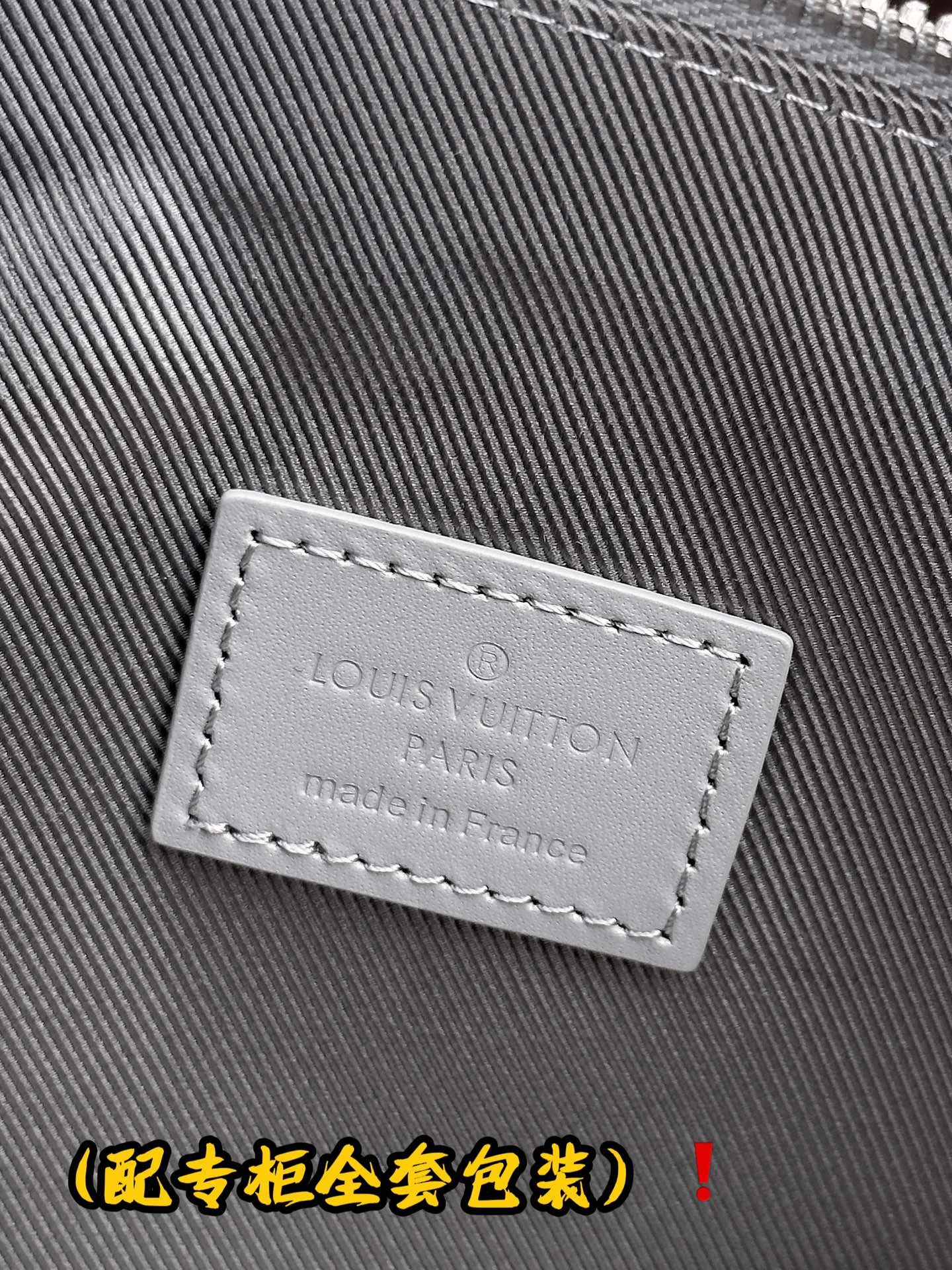 Authentic Louis Vuitton Clutch Bags