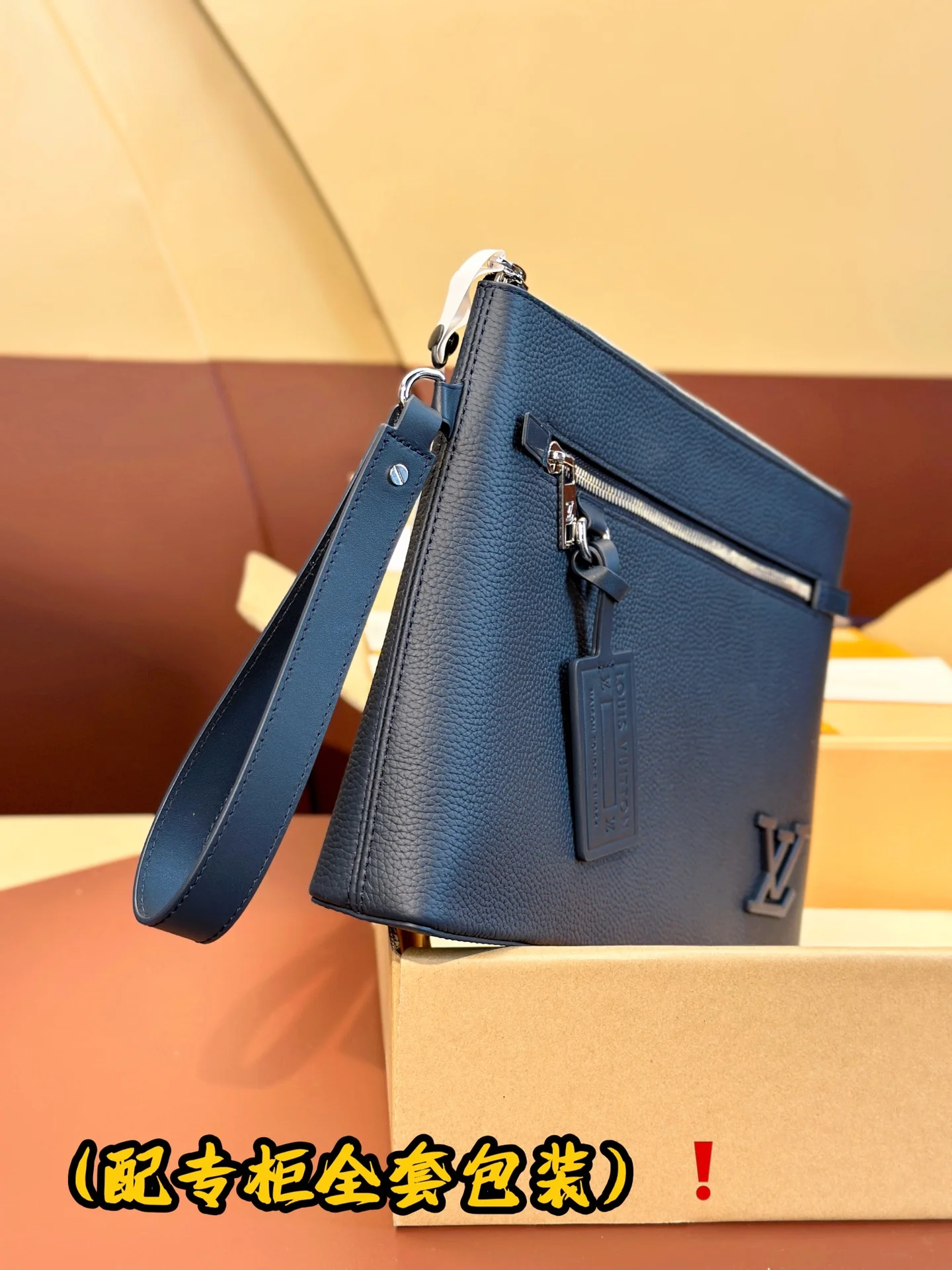 High fidelity Louis Vuitton Clutch Bags