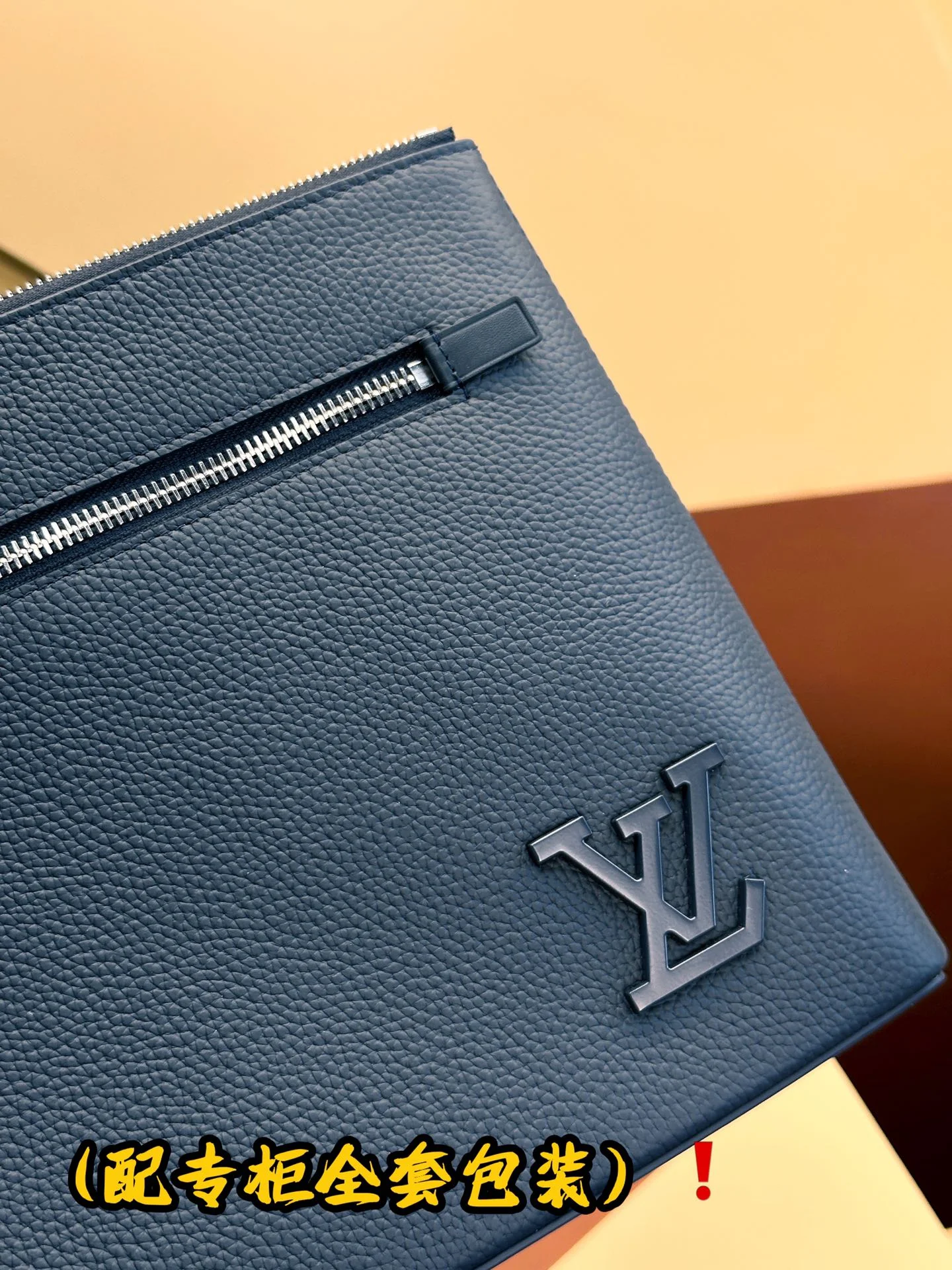 High fidelity Louis Vuitton Clutch Bags