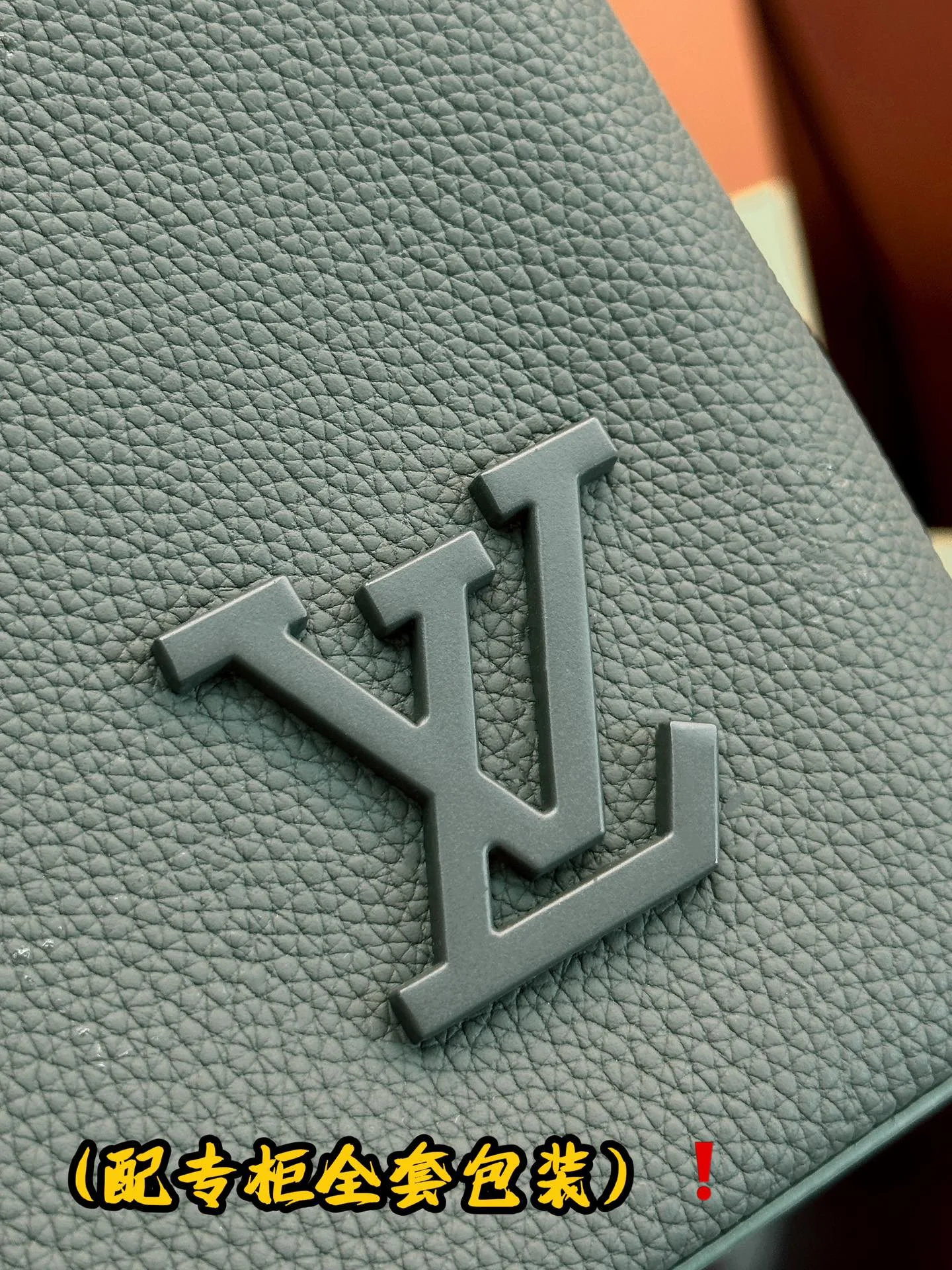 Perfect replica Louis Vuitton Clutch Bags