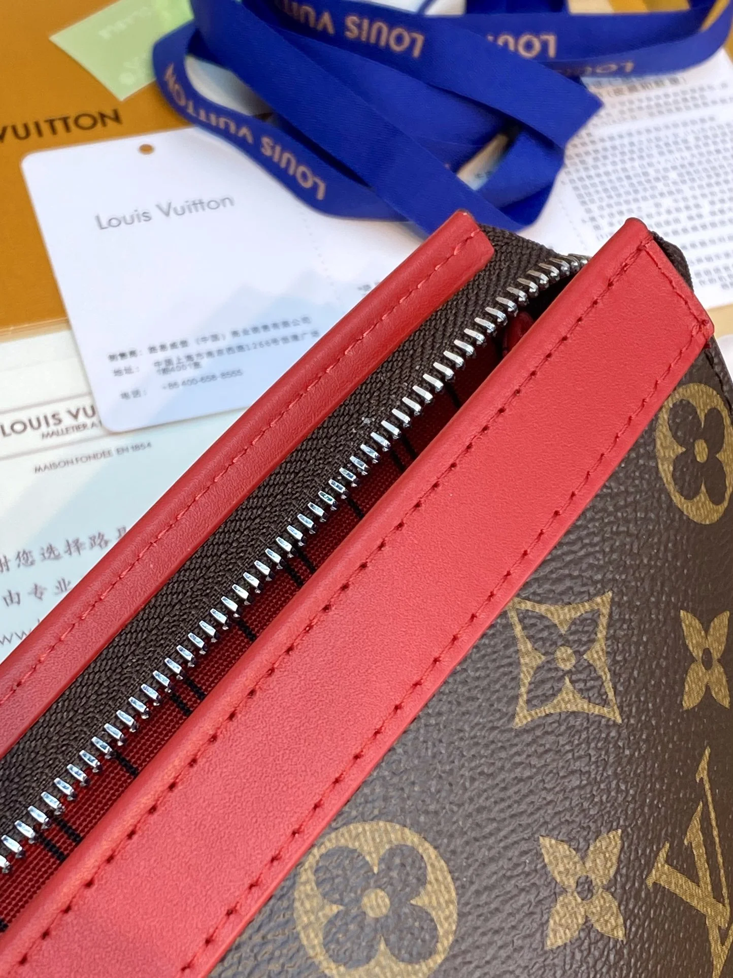 Bargain Louis Vuitton Clutch Bags