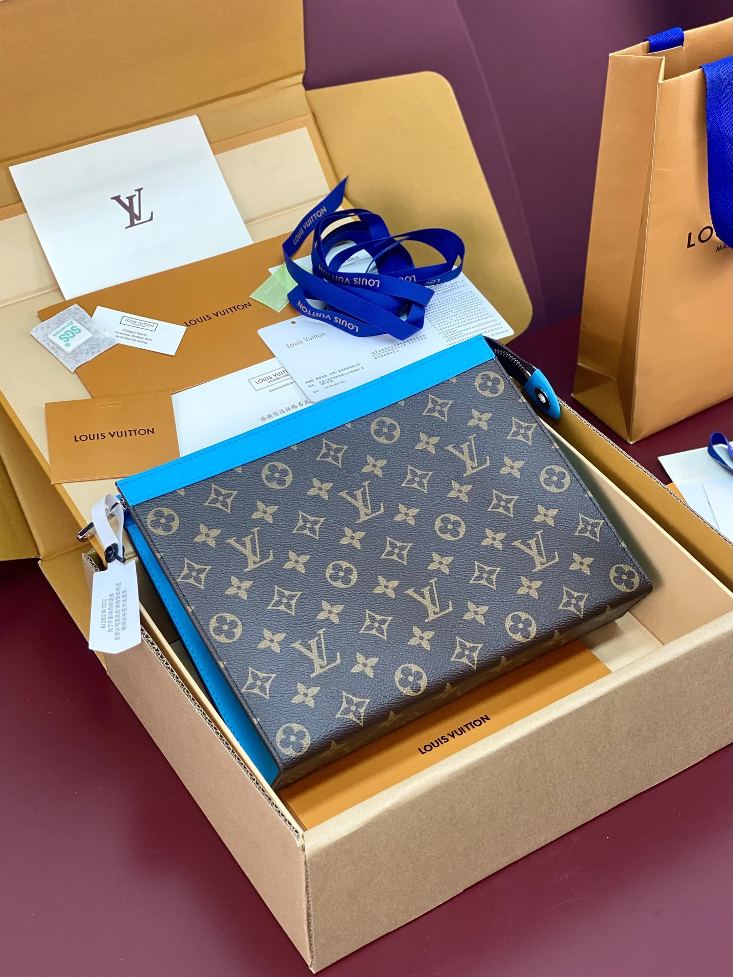 Louis Vuitton Clutch Bags