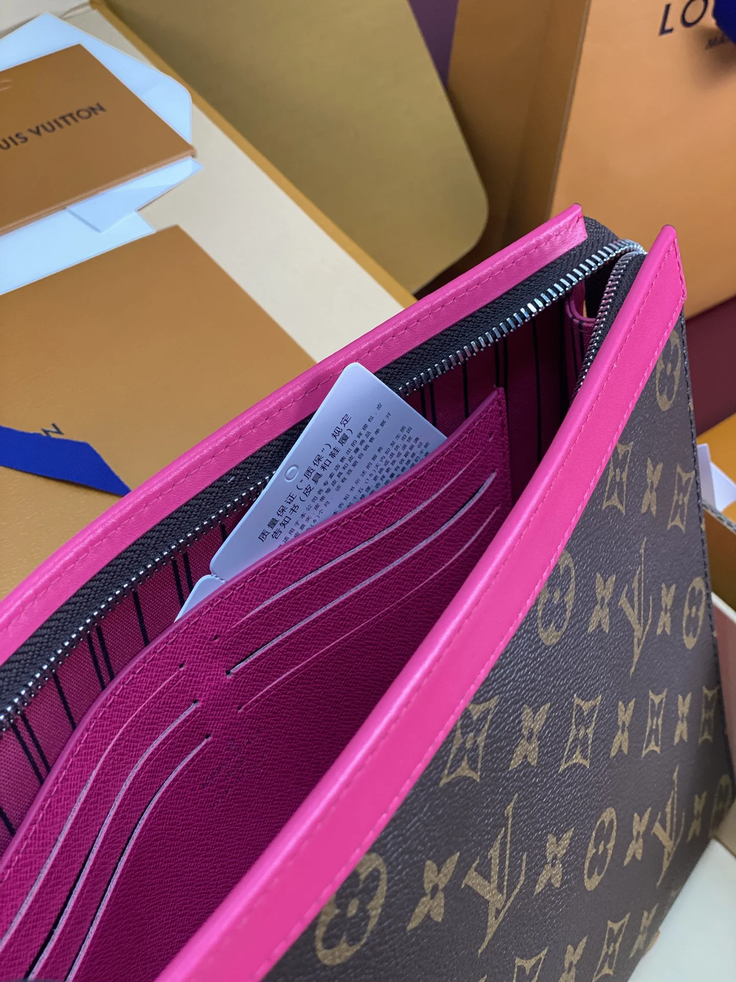 1:1 copy Louis Vuitton Clutch Bags