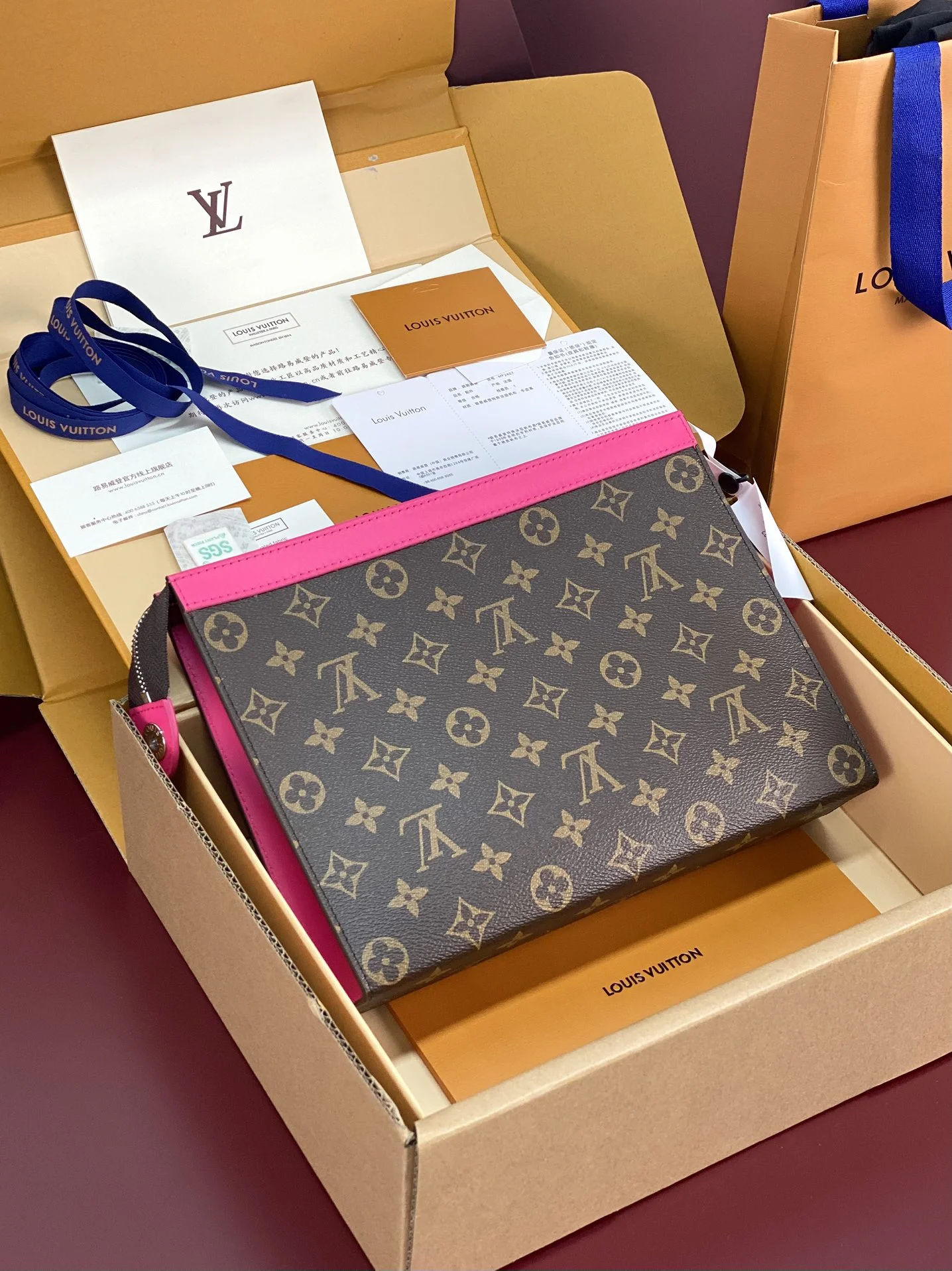 1:1 copy Louis Vuitton Clutch Bags